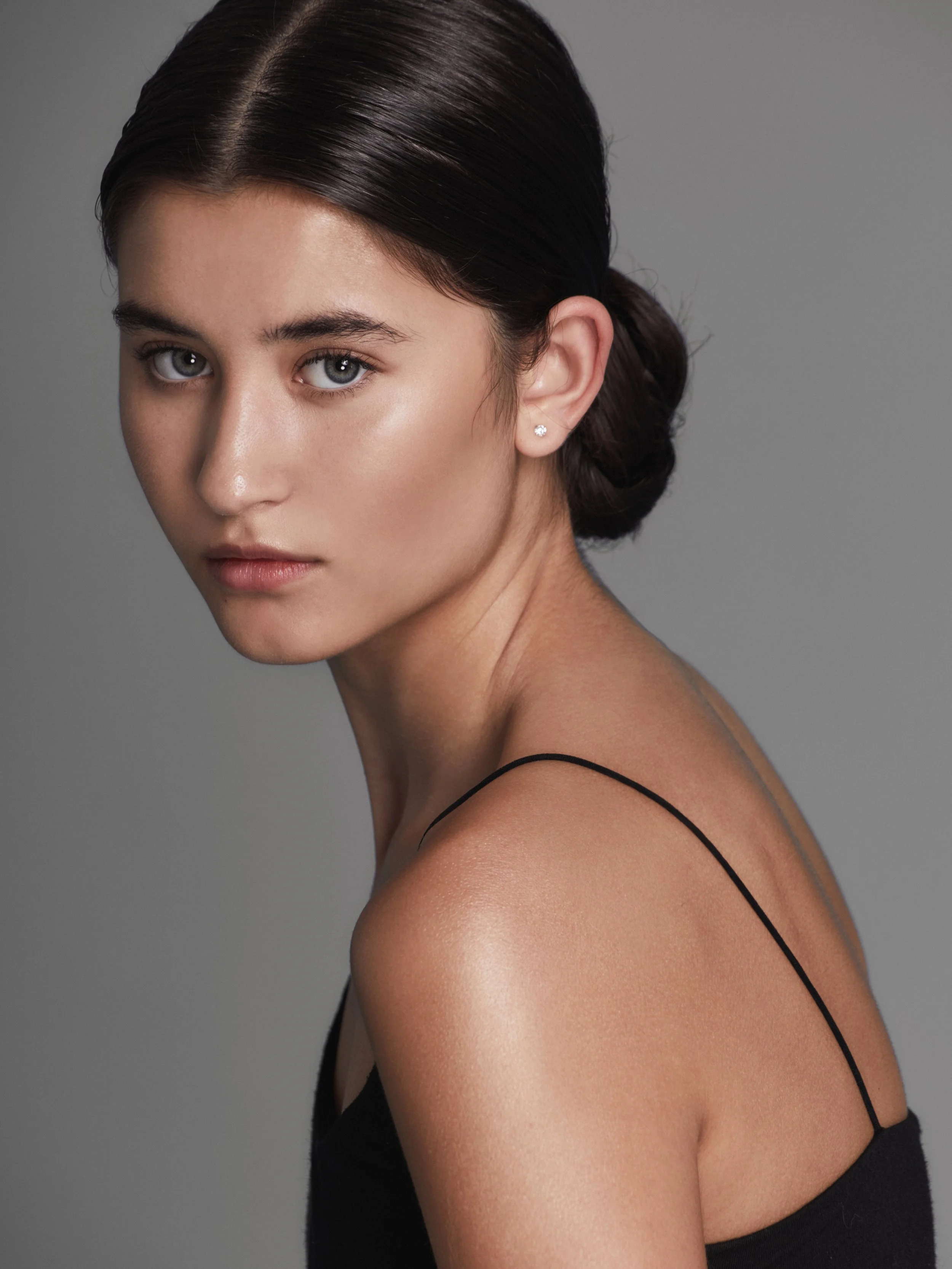 BELLA — DEJAVU Model Management