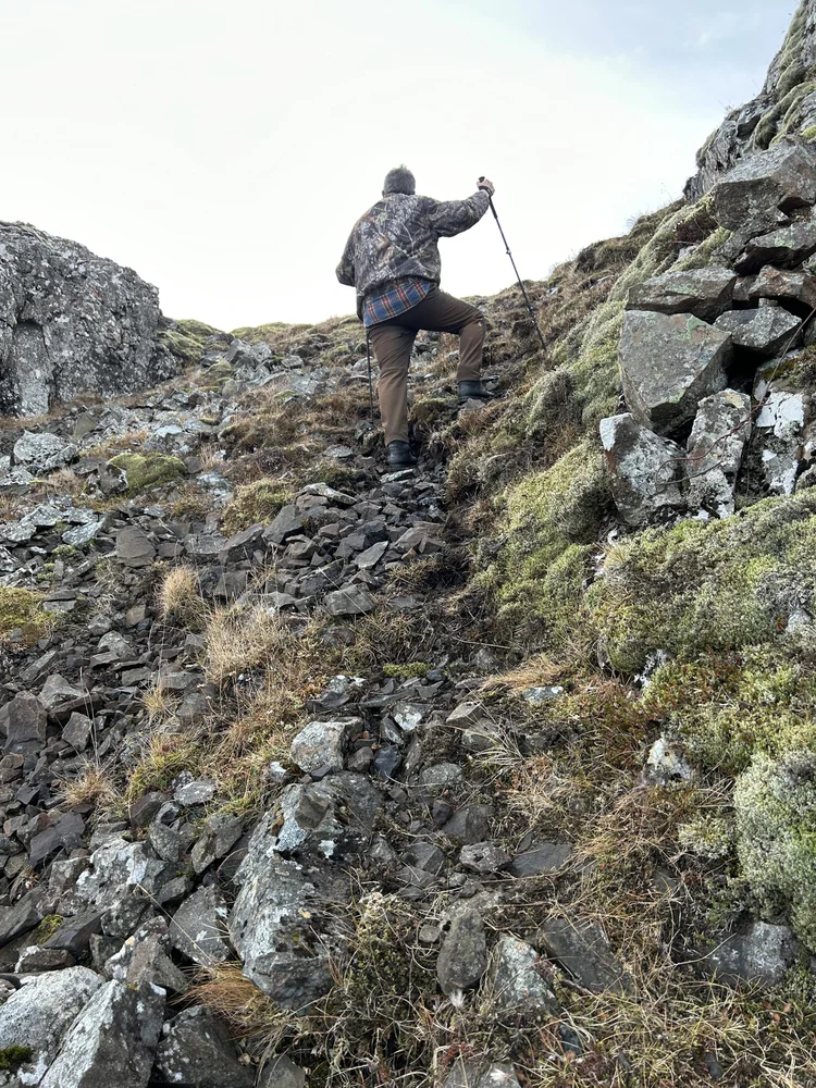 Hálsar Hike — Adventura