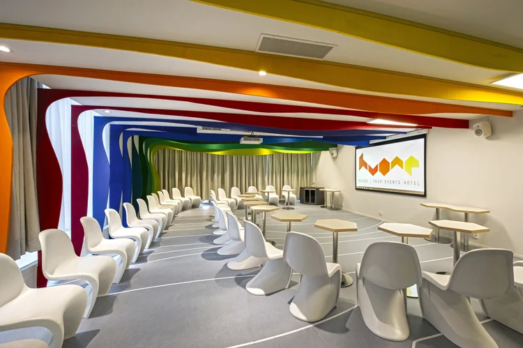 Huone Event Hotel 2.0 - DMZ international design group