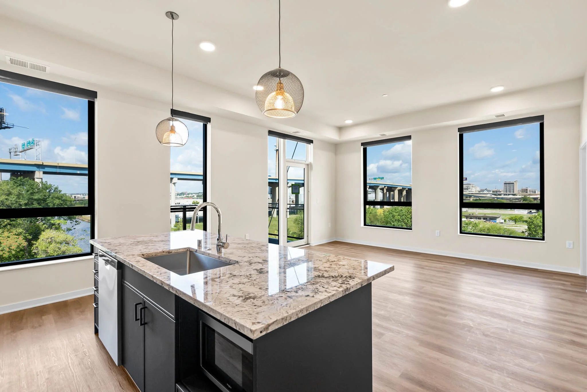 Luxury Loft Apartments for Rent in Walker's Point | River Place Lofts ...