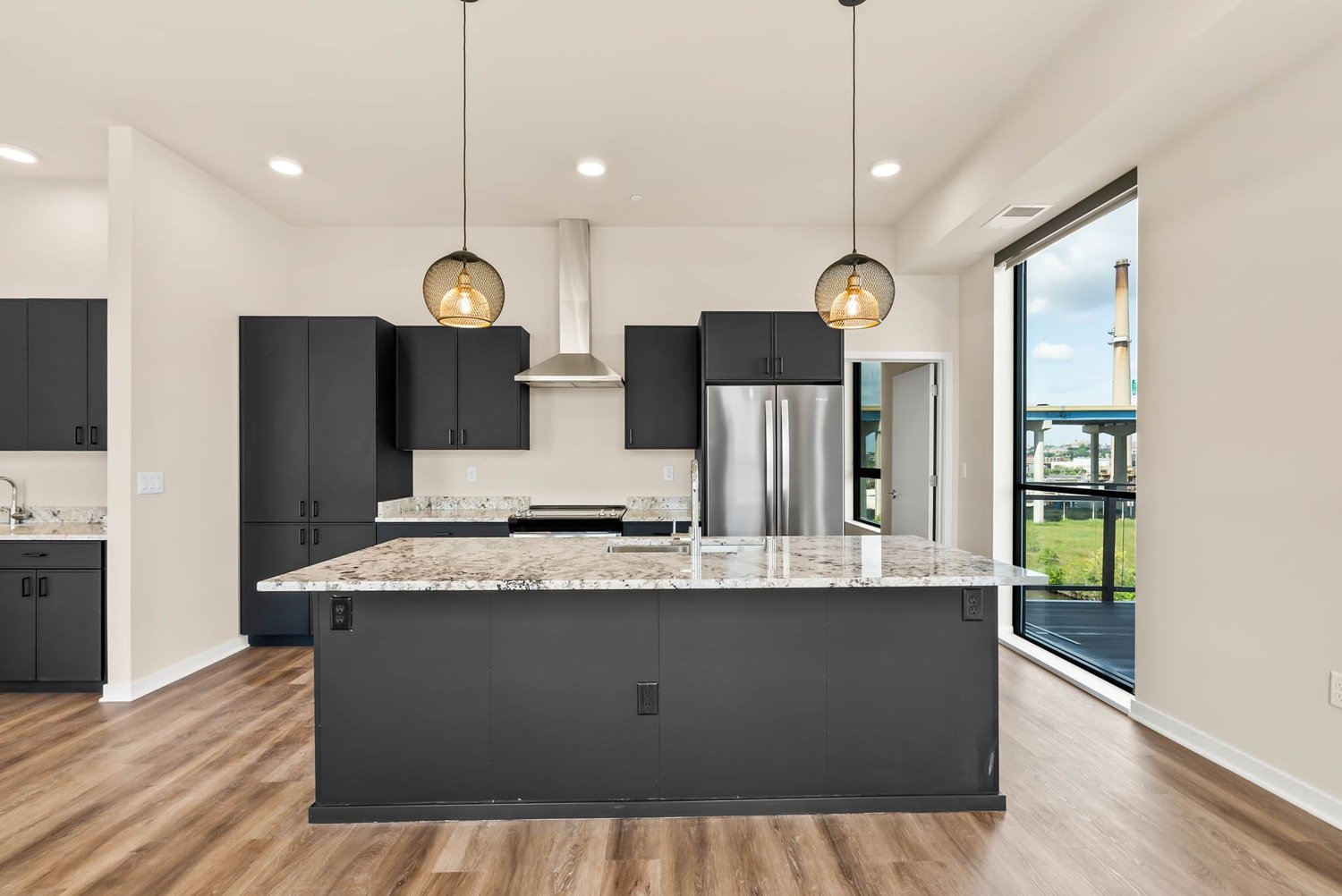 Luxury Loft Apartments for Rent in Walker's Point | River Place Lofts ...