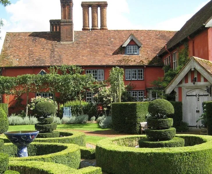 The Best Wine Tasting Vineyards For Your Hen Party - Nude Life