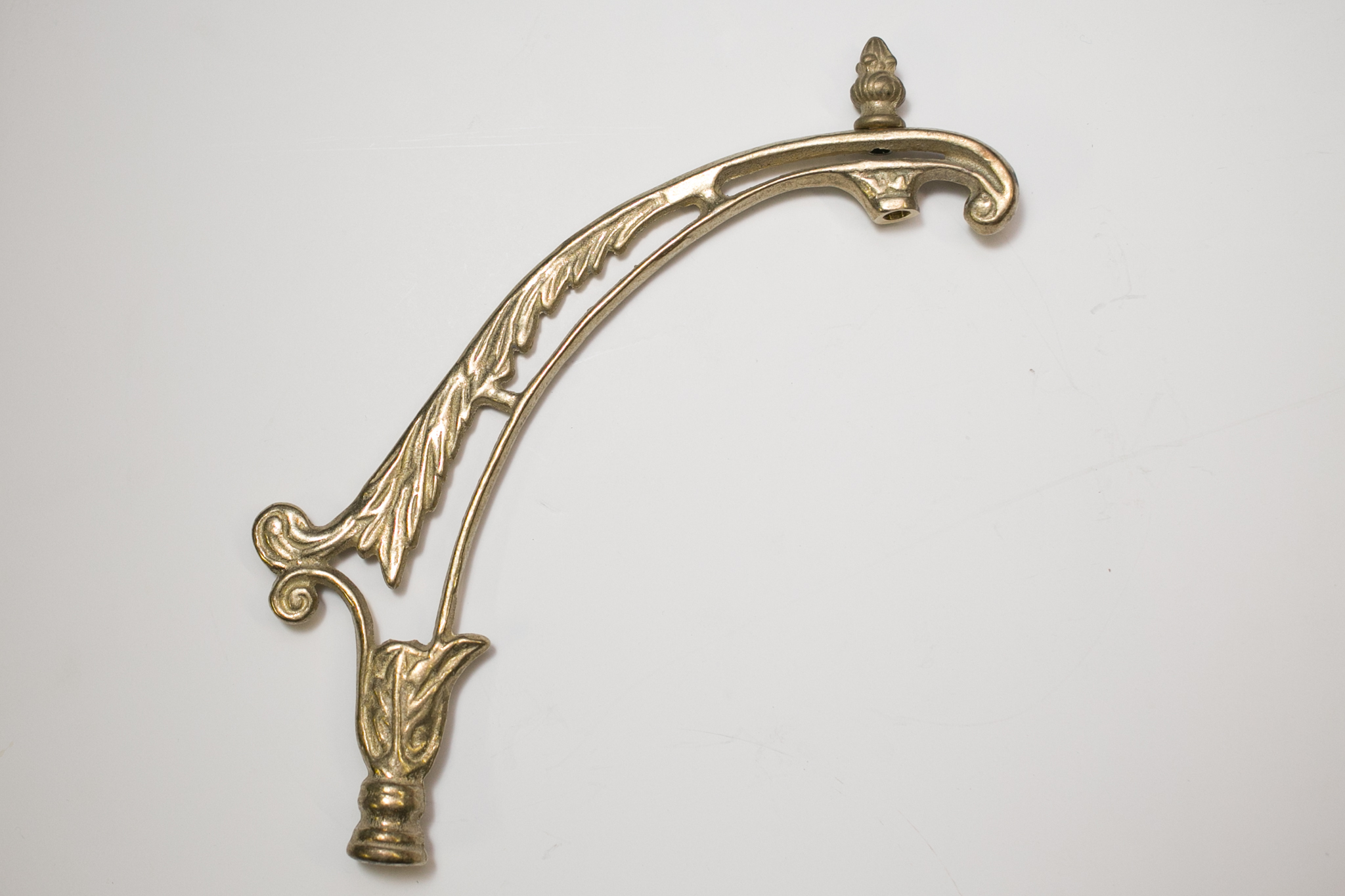 BRIDGE ARMS — Yankee Barn Lighting