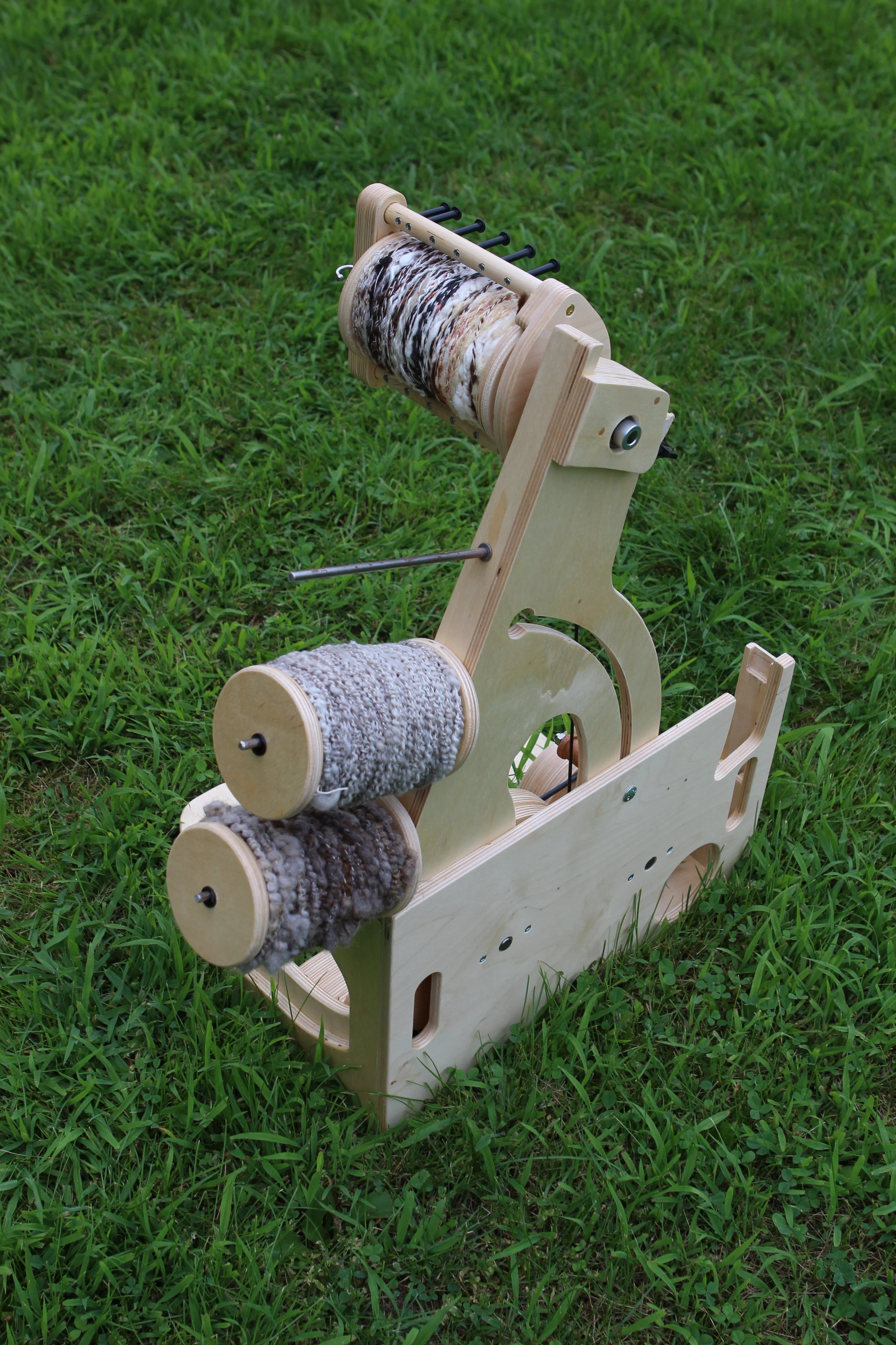 SpinOlution Spinning Wheels: King Bee Portable Folding Travel Yarn ...