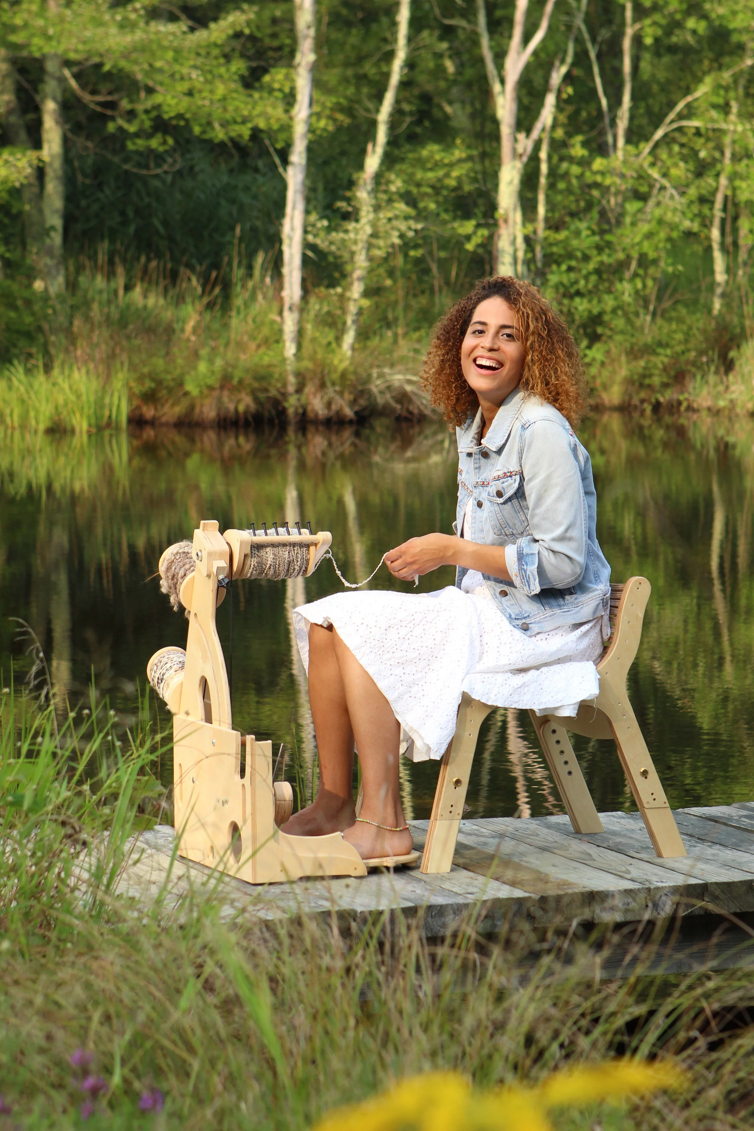 SpinOlution Spinning Wheels: King Bee Portable Folding Travel Yarn ...