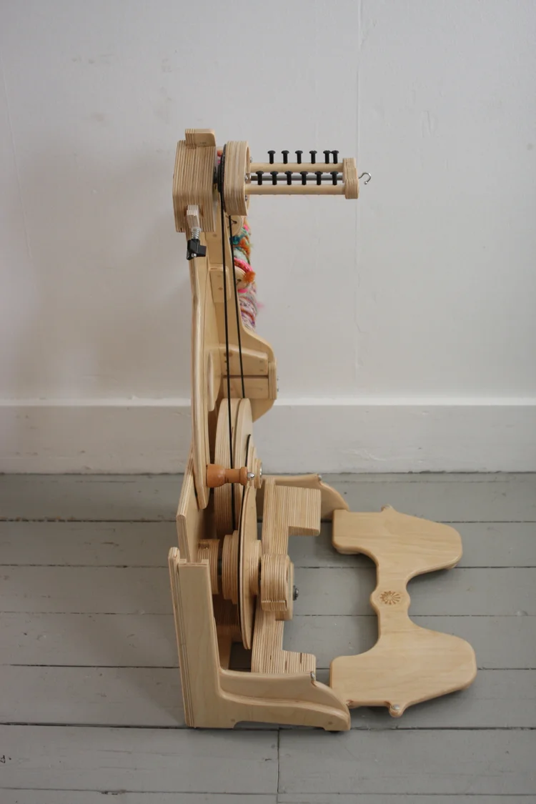 SpinOlution Spinning Wheels: Queen Bee Fine Yarn Spinning Foldable ...