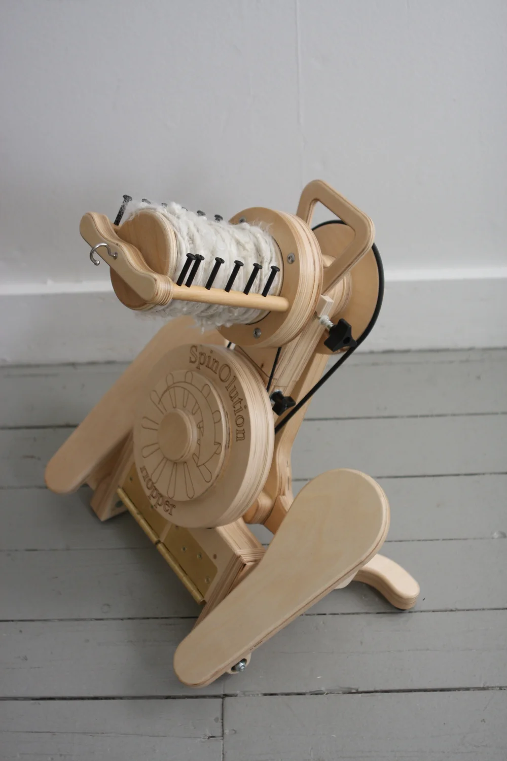 SpinOlution Spinning Wheels: Hopper Portable Fine to Bulky Spinning ...