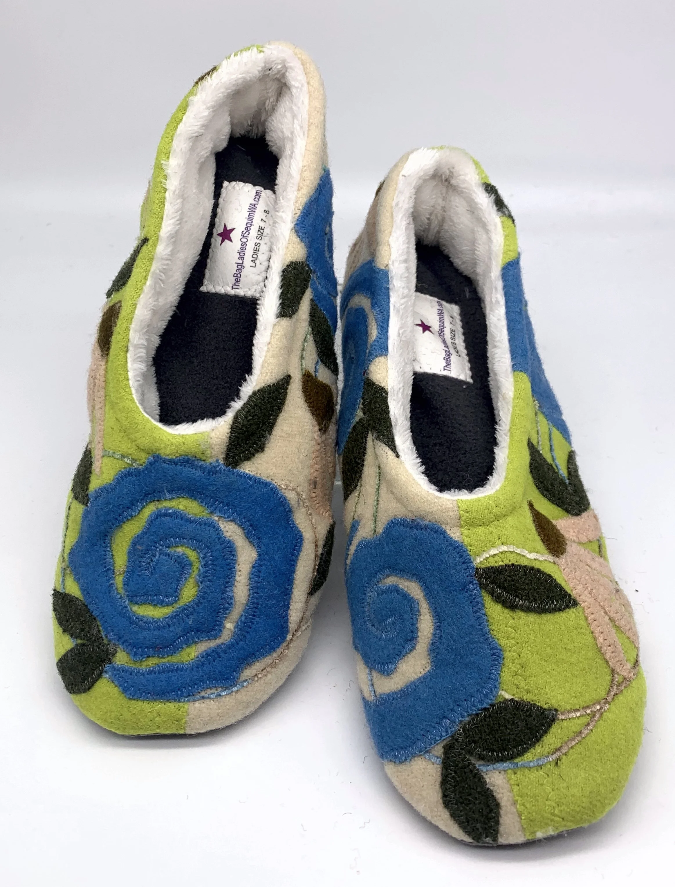 LADIES SLIPPERS 7-8 — The Bag Ladies of Sequim, WA