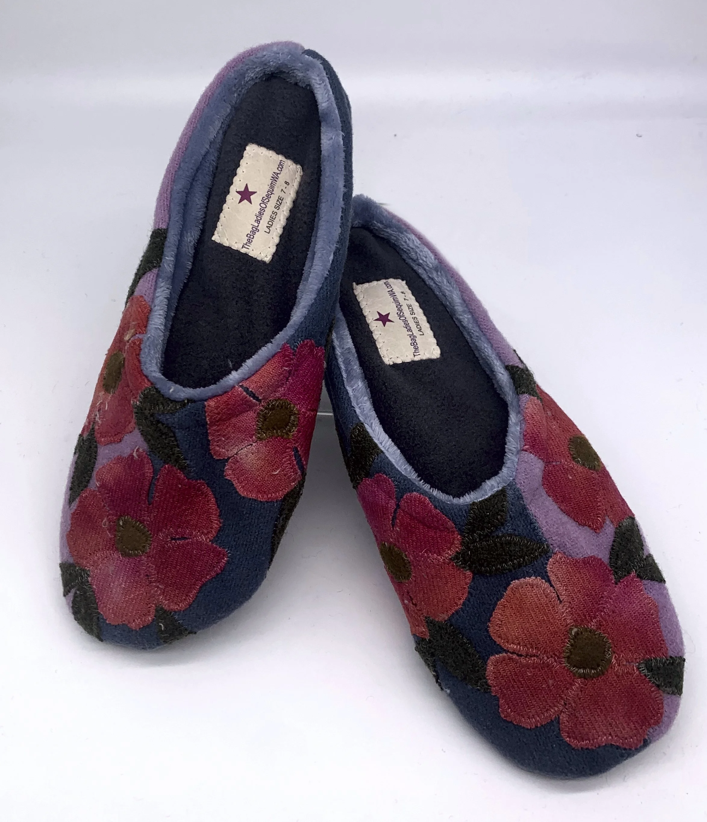 LADIES SLIPPERS 7-8 — The Bag Ladies of Sequim, WA