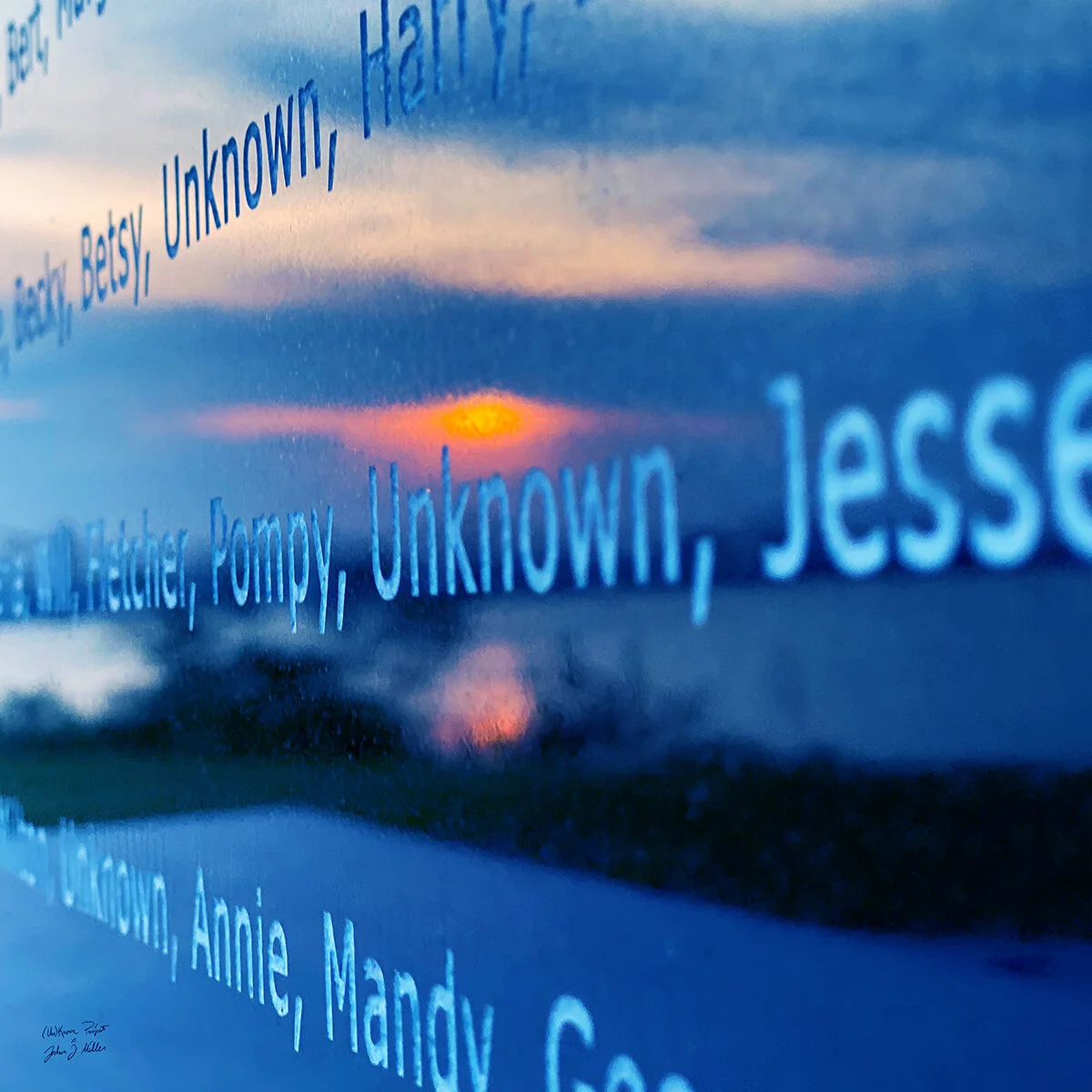 Engraved Names Blue Wearable Photos — IDEAS xLab