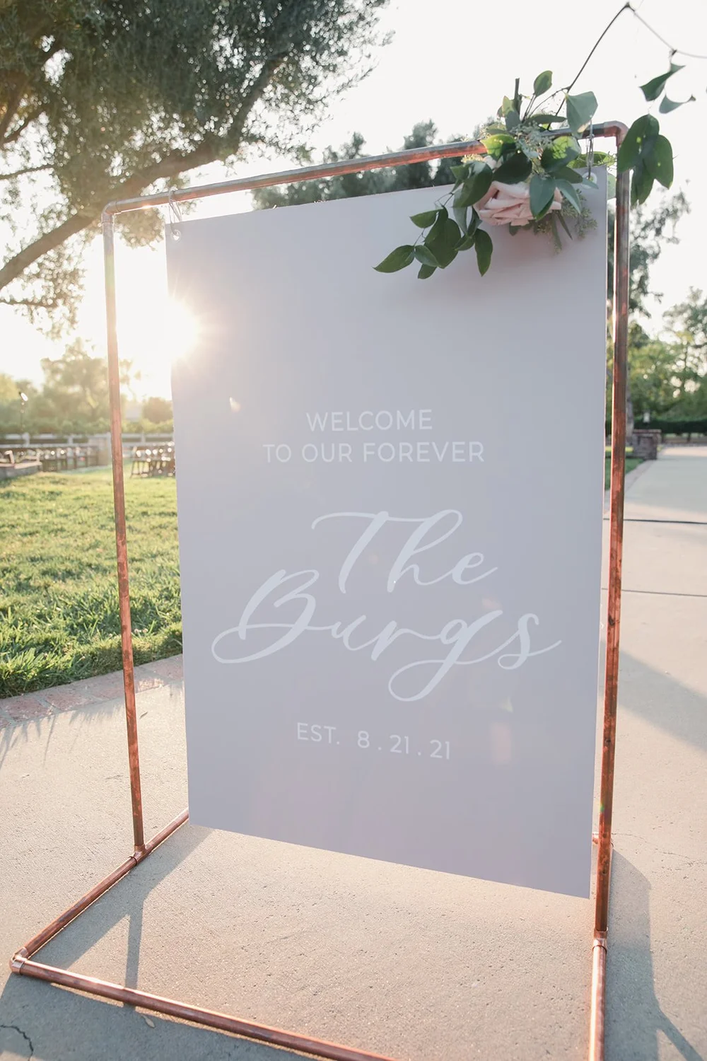 Copper wedding sign stand 60 photos - Vianawedding.com