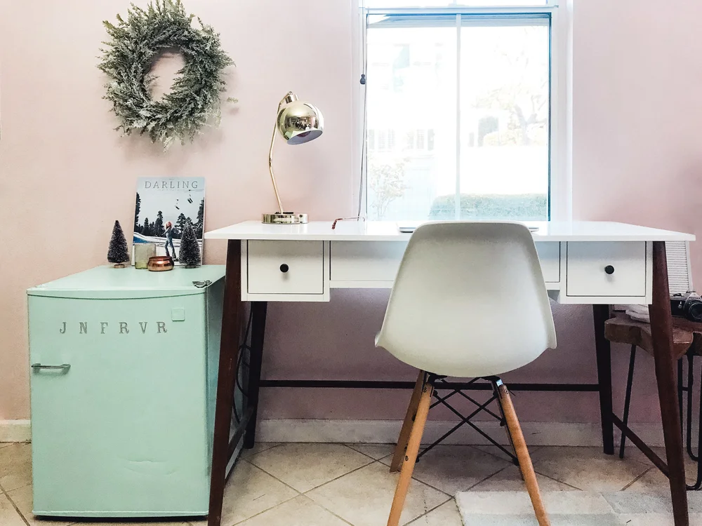 DIY RETRO MINI FRIDGE ($9!) — Weekend Artists Society