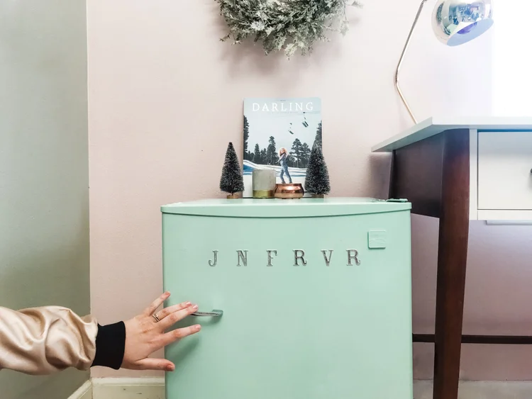 DIY RETRO MINI FRIDGE ($9!) — Weekend Artists Society