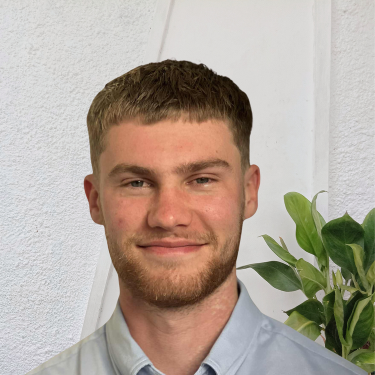 Our Team of Psychologists — Advantage Psychology