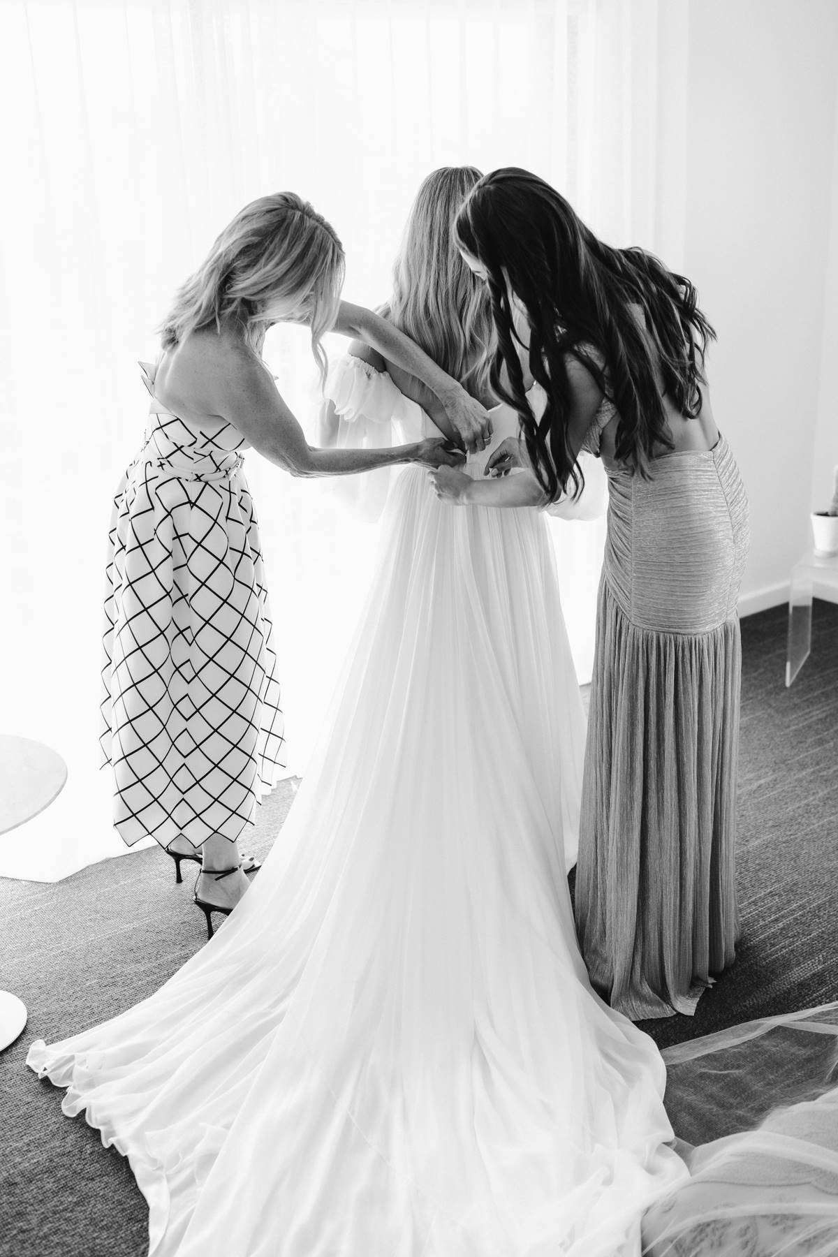 Real Bride Inspiration — Helen Rodrigues Bridal