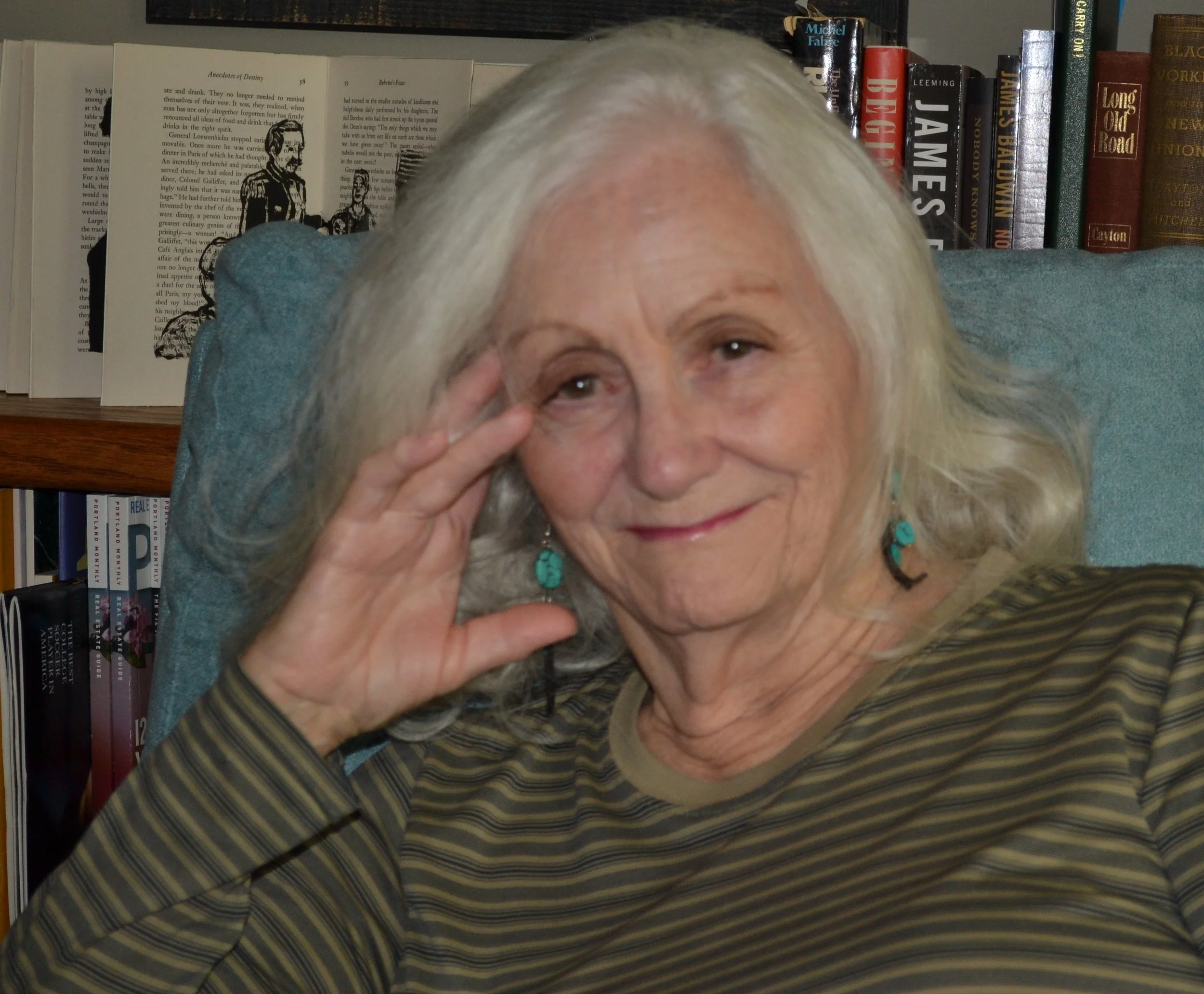 Martha Gies, Oregon Author, Celebrates her Memoir “Broken Open ...