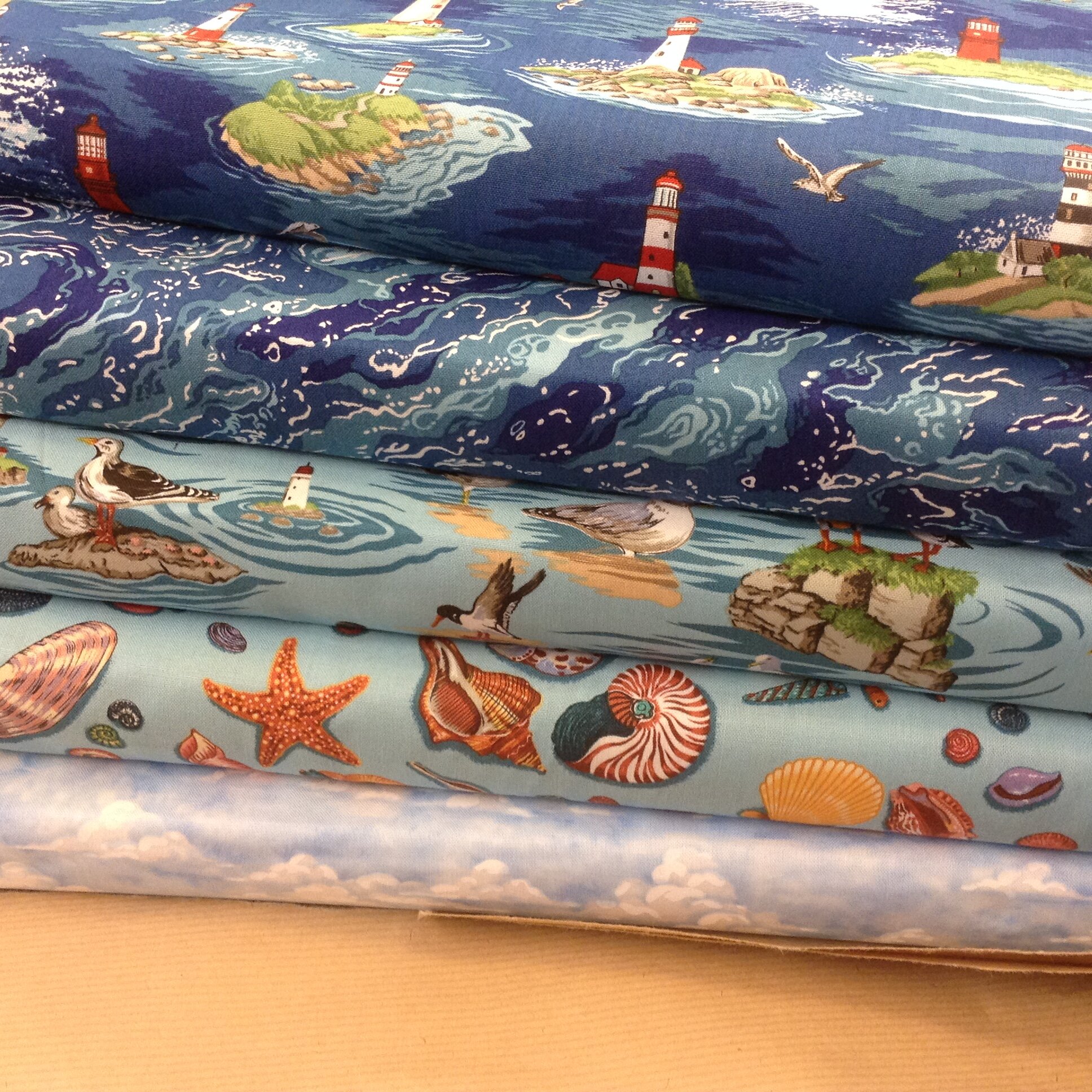 Sealife and seashore quilting fabric — HOMETOWN