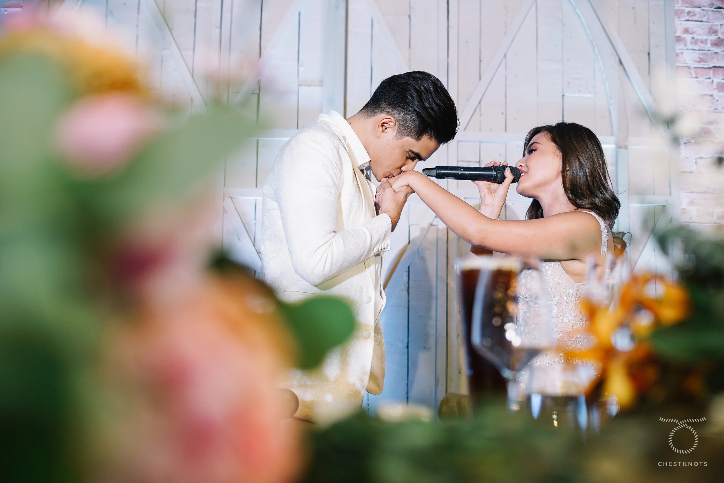 When God Weaves Your Love Story — Joyce Pring