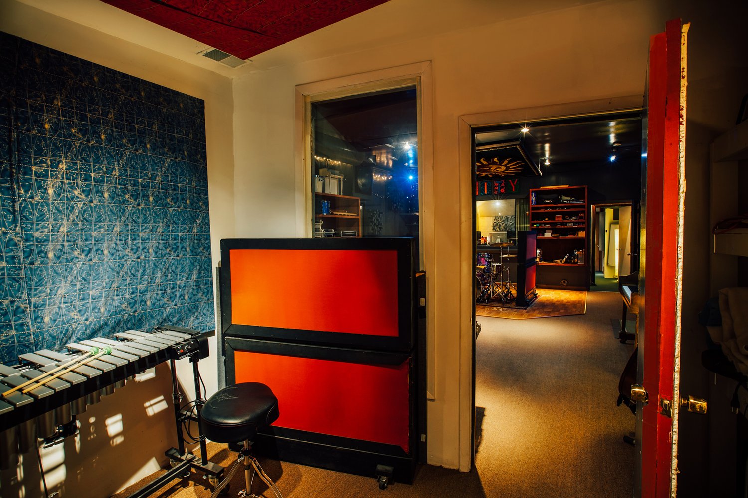 Gravity Studios: Professional Recording and Mixing Studio — Gravity Studios