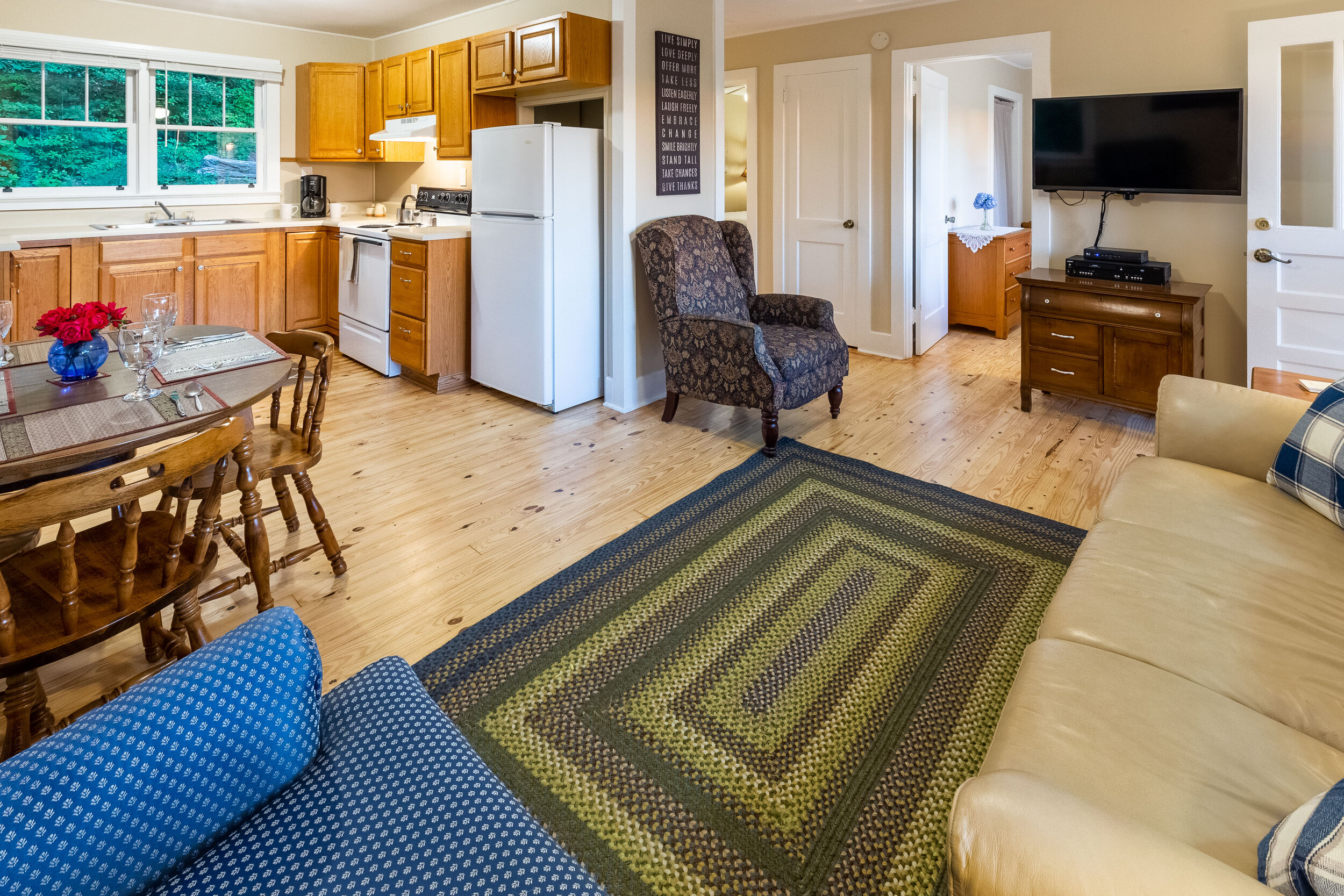 Sunset Cabin — Settlers Mountain Adventures