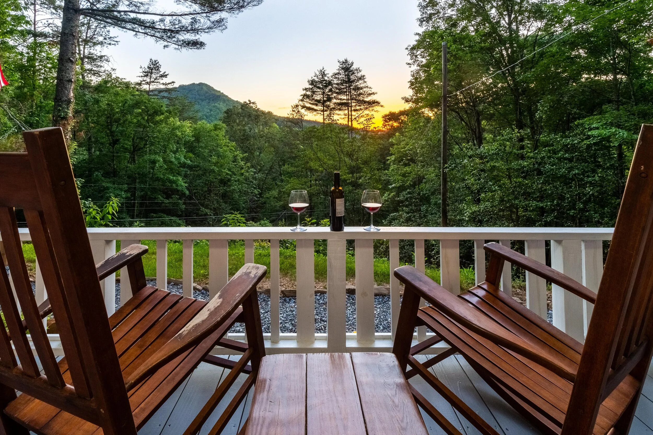 Sunset Cabin — Settlers Mountain Adventures