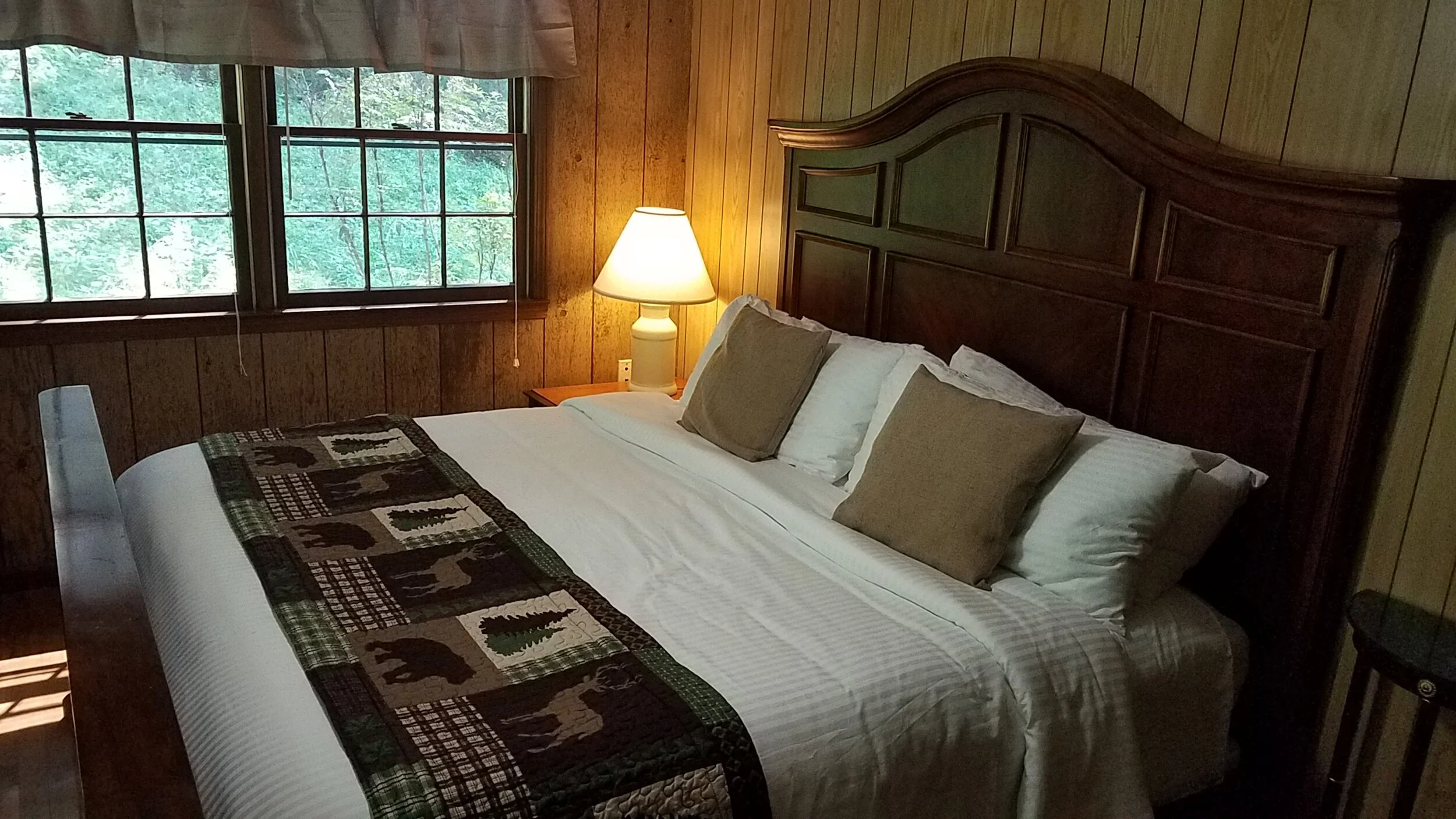 Pinery Cabin — Settlers Mountain Adventures