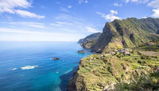 Conheça Ilha da Madeira em Portugal — Leroy Viagens