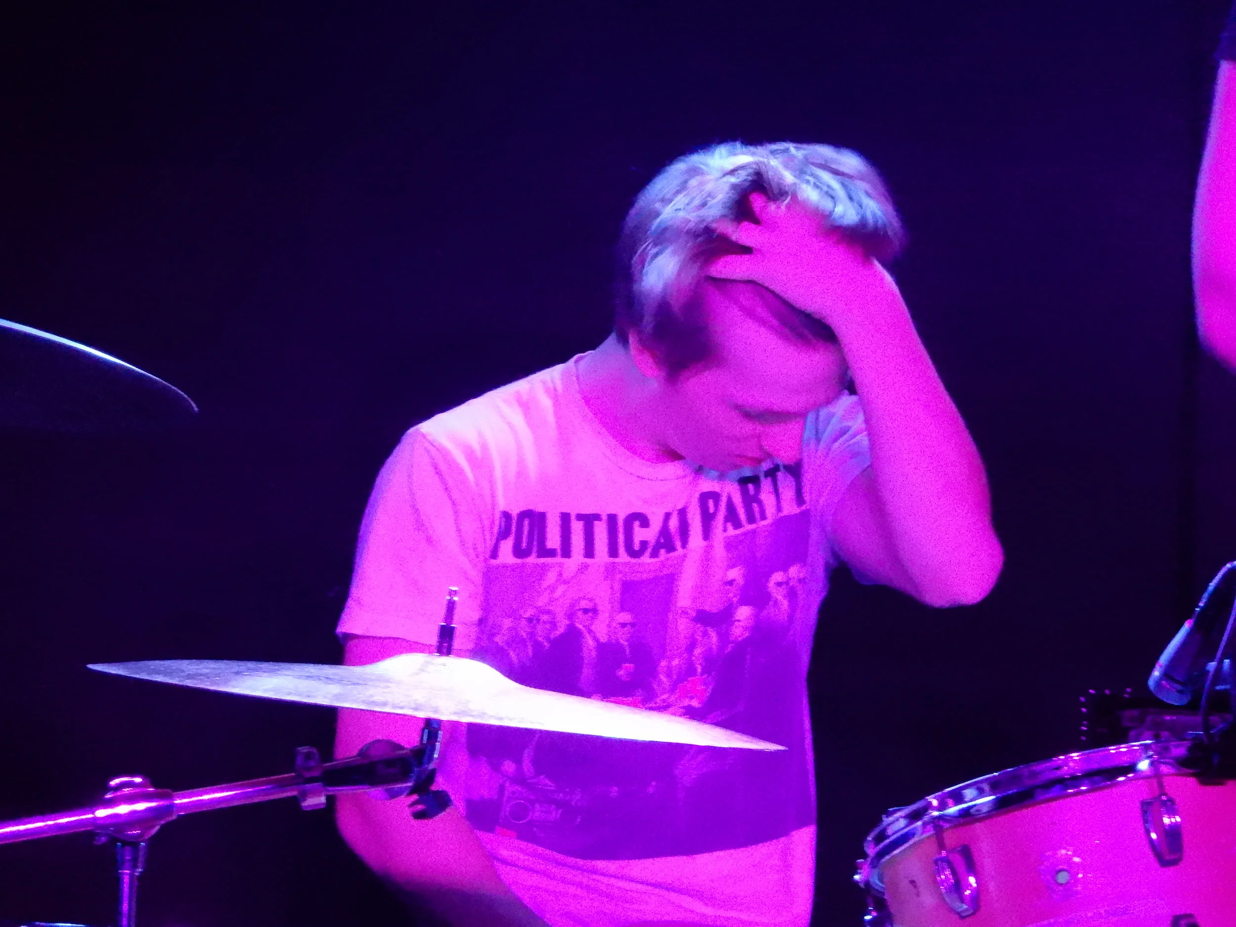 %i — Sound of a Smirk