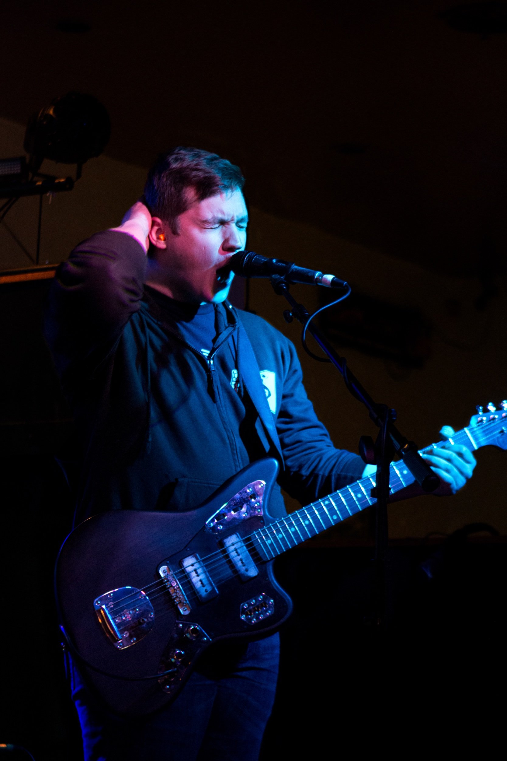 %i — Sound of a Smirk