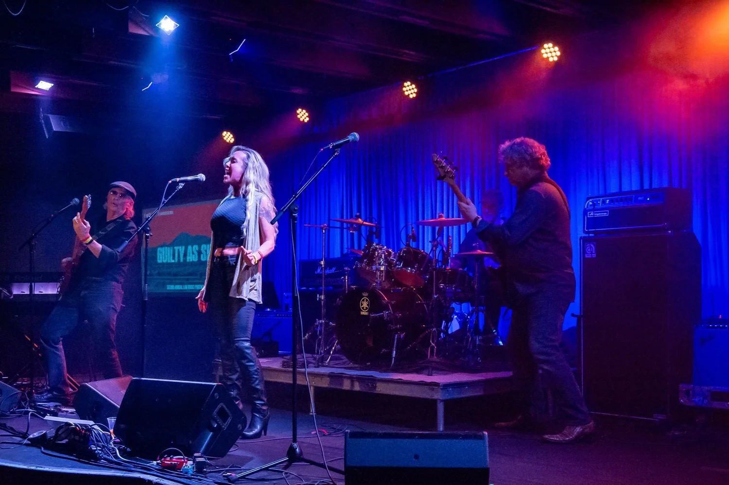 Phoenix Band Live