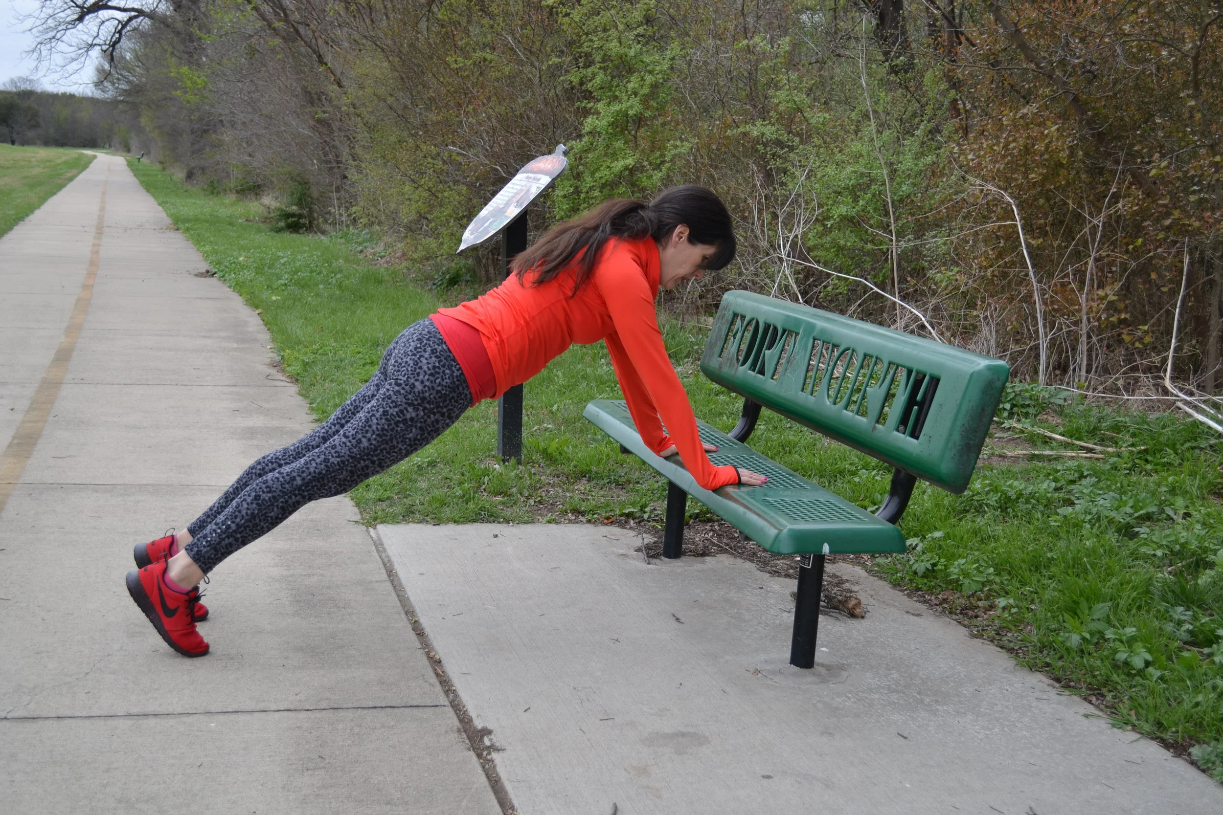 GET YOUR BUTT OUT OF PARK WITH THIS PARK BENCH WORKOUT — Lea Genders ...