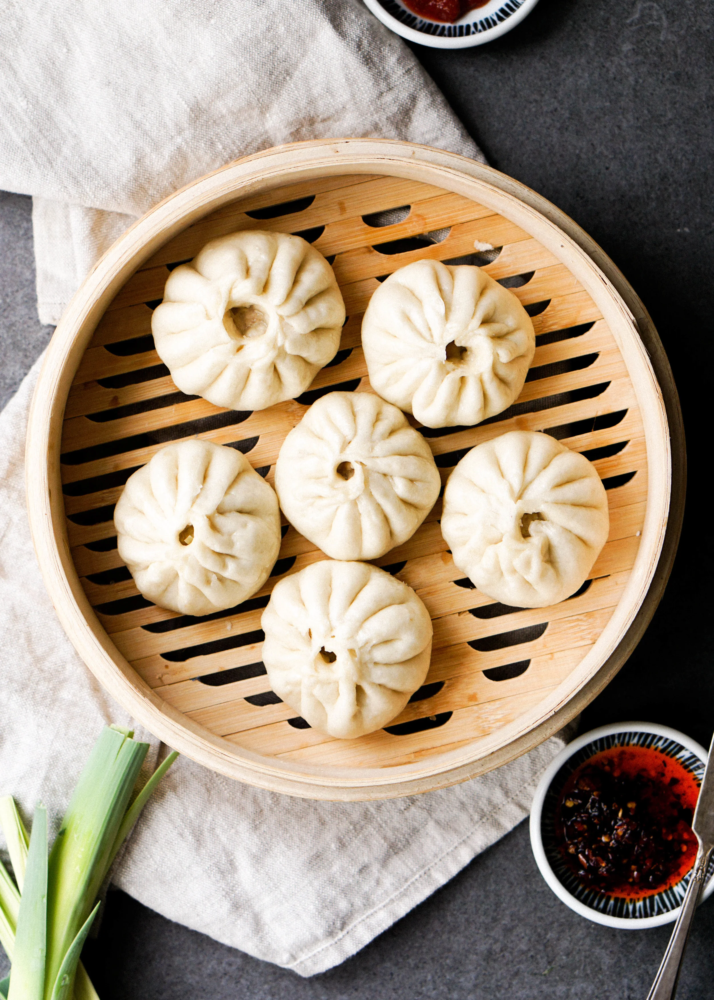 Chicken and Leek Steamed Buns — Eat Cho Food