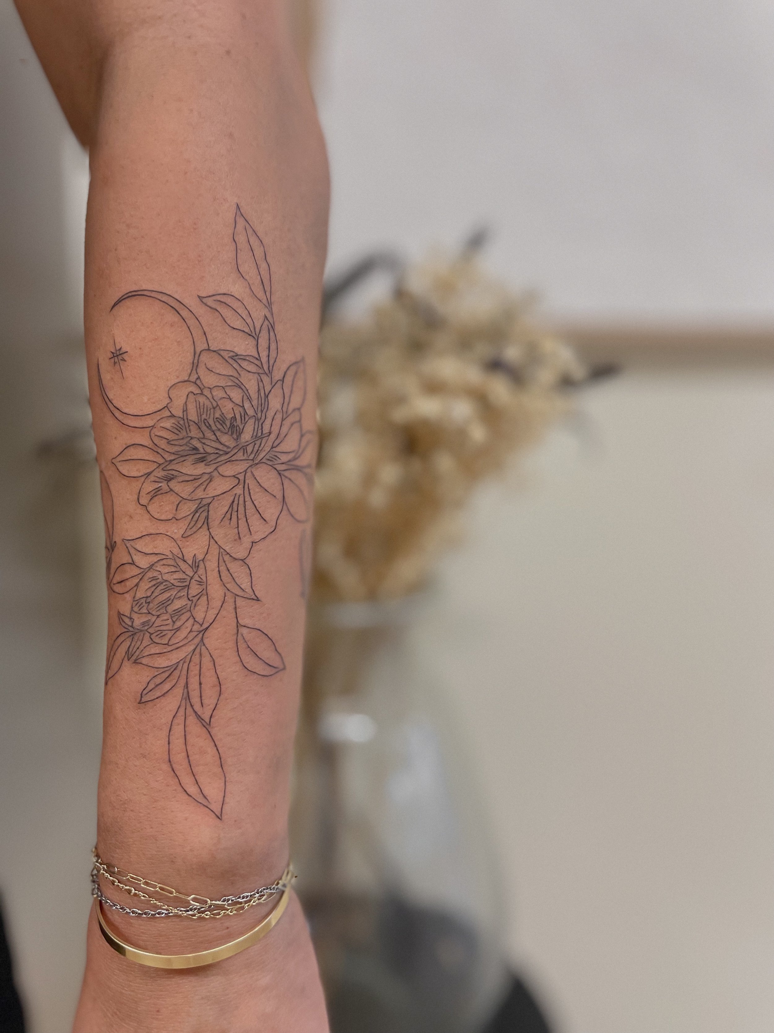 Fine Line Body Tattoo Hawaii — HL Studio + Ink