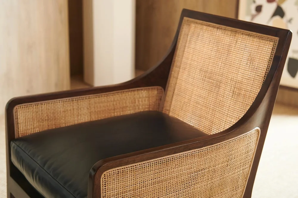 Wallace Chair — HABLE