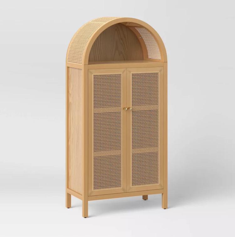 Arched Cabinets to Add a Touch of Elegance to Your Home