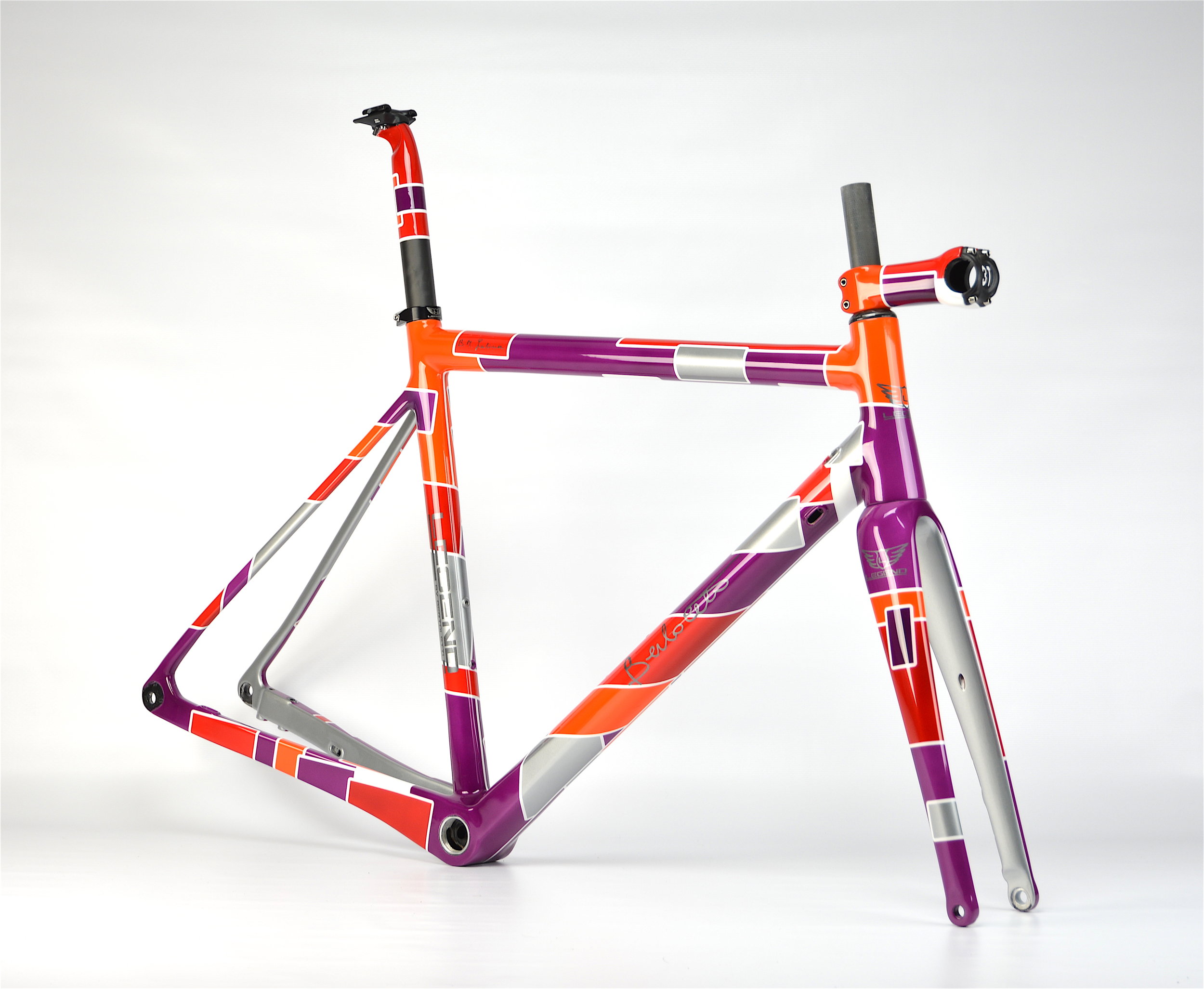 Custom Painted Refinish Bike Frame 🧃 Custom Paint Job Respray Bike ...