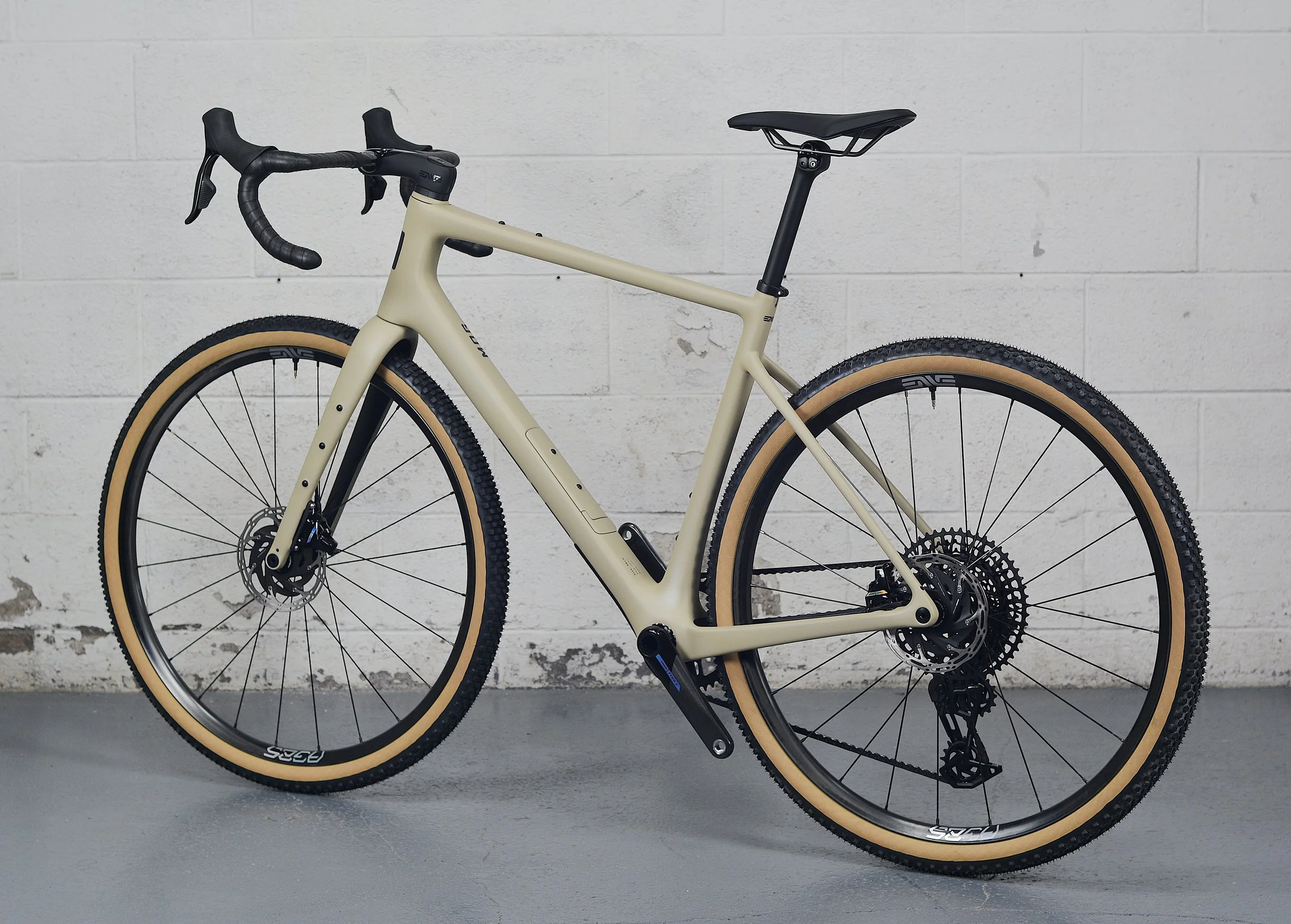 Black Magic Paint-Enve Mog Sram Force X01 Transmission