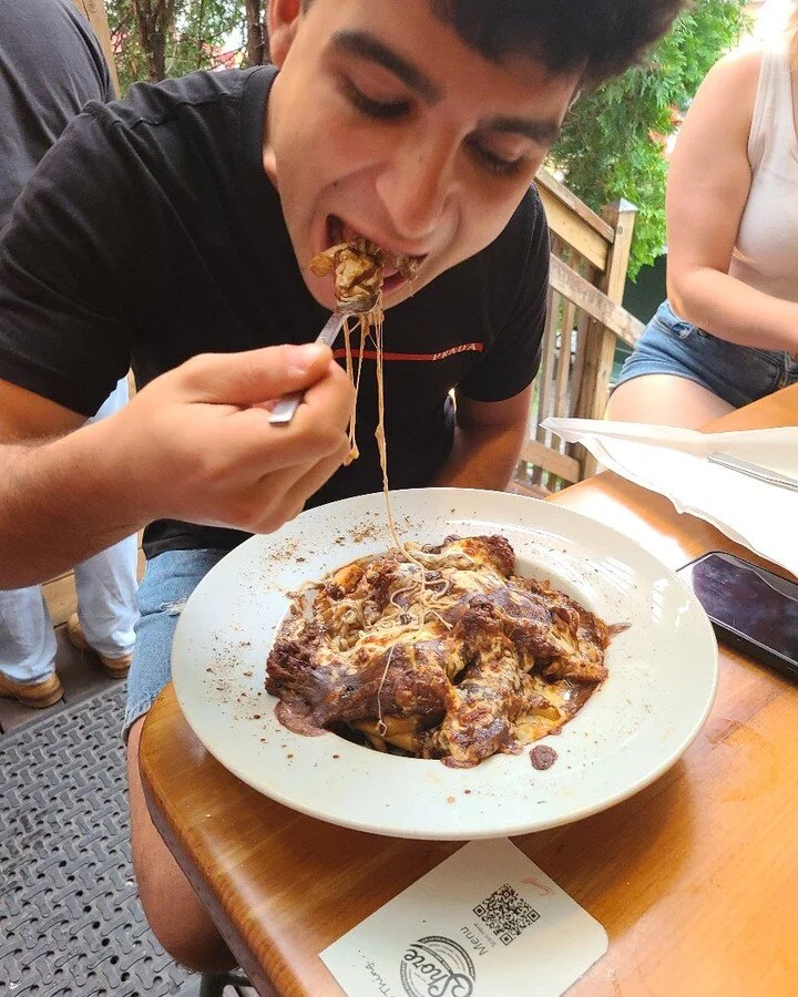 SHORE GRILL & GROTTO