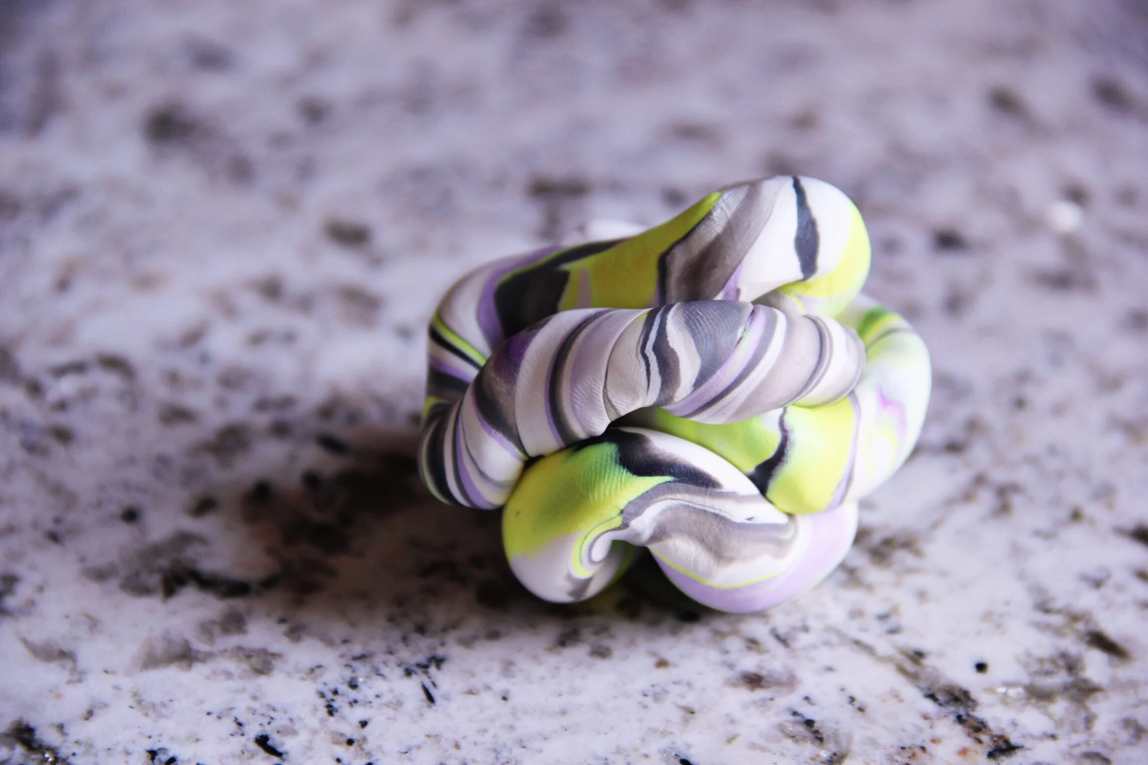 DIY marbled clay jewelry dishes — The Pastiche