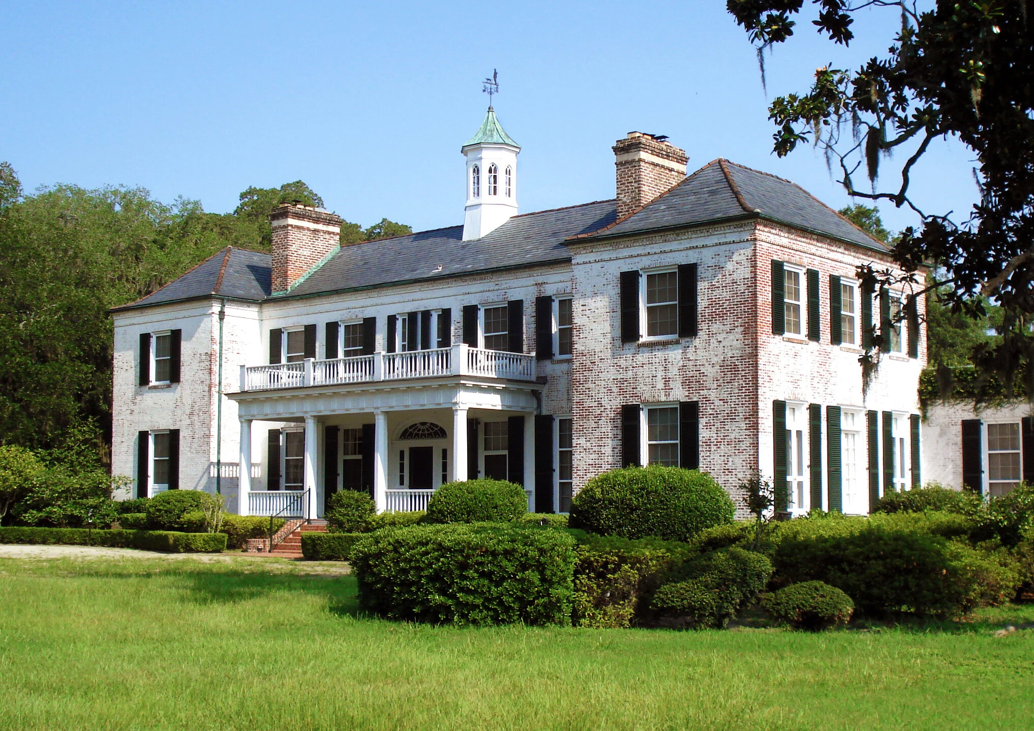 Historic Homes: Guide to Choosing the Right Roof | Huber & Associates