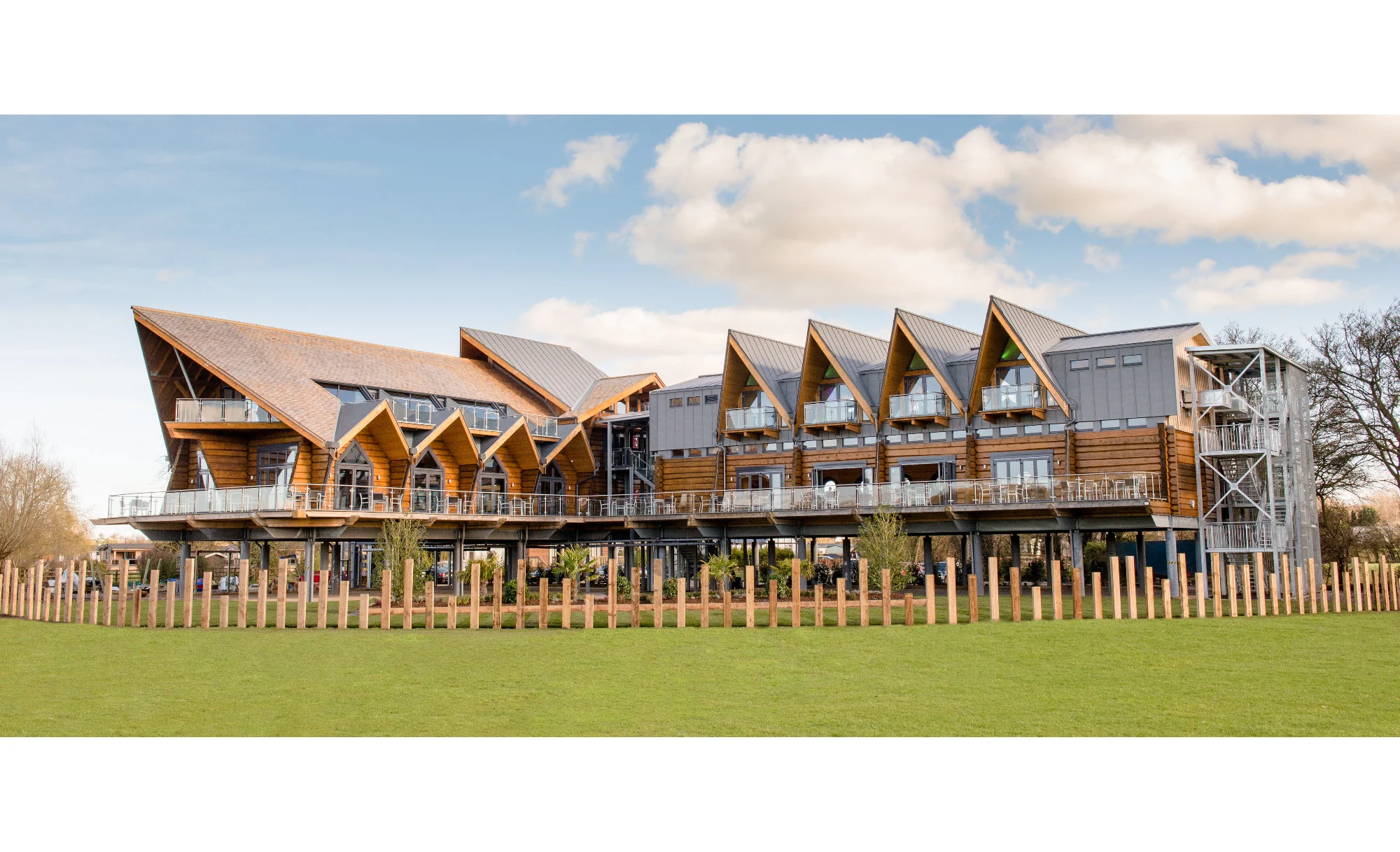 Riverside Clubhouse, Stratford-Upon-Avon - Emission Zero Architects ...