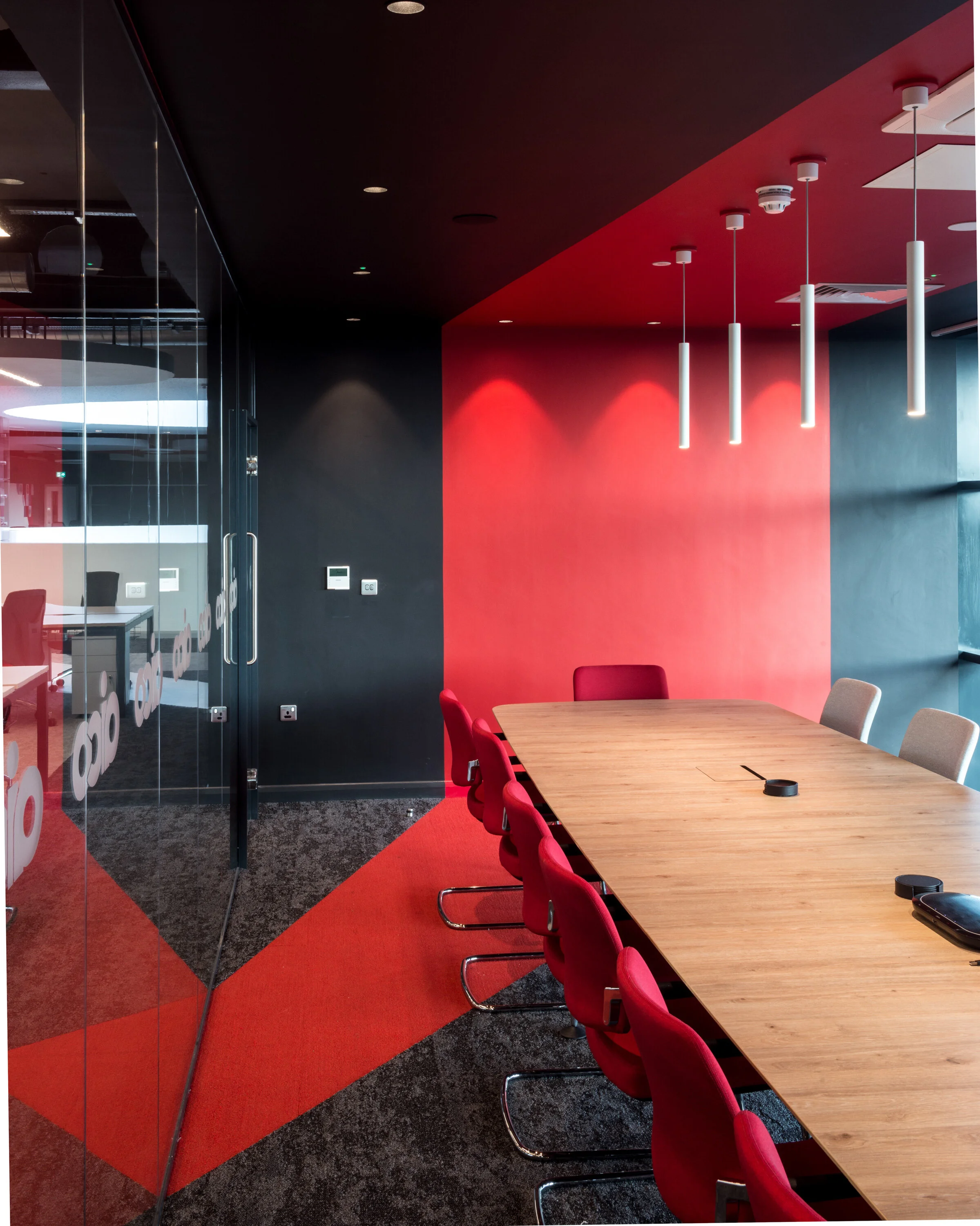 Architectural photographer Richard Stonehouse images of Aico Head ...