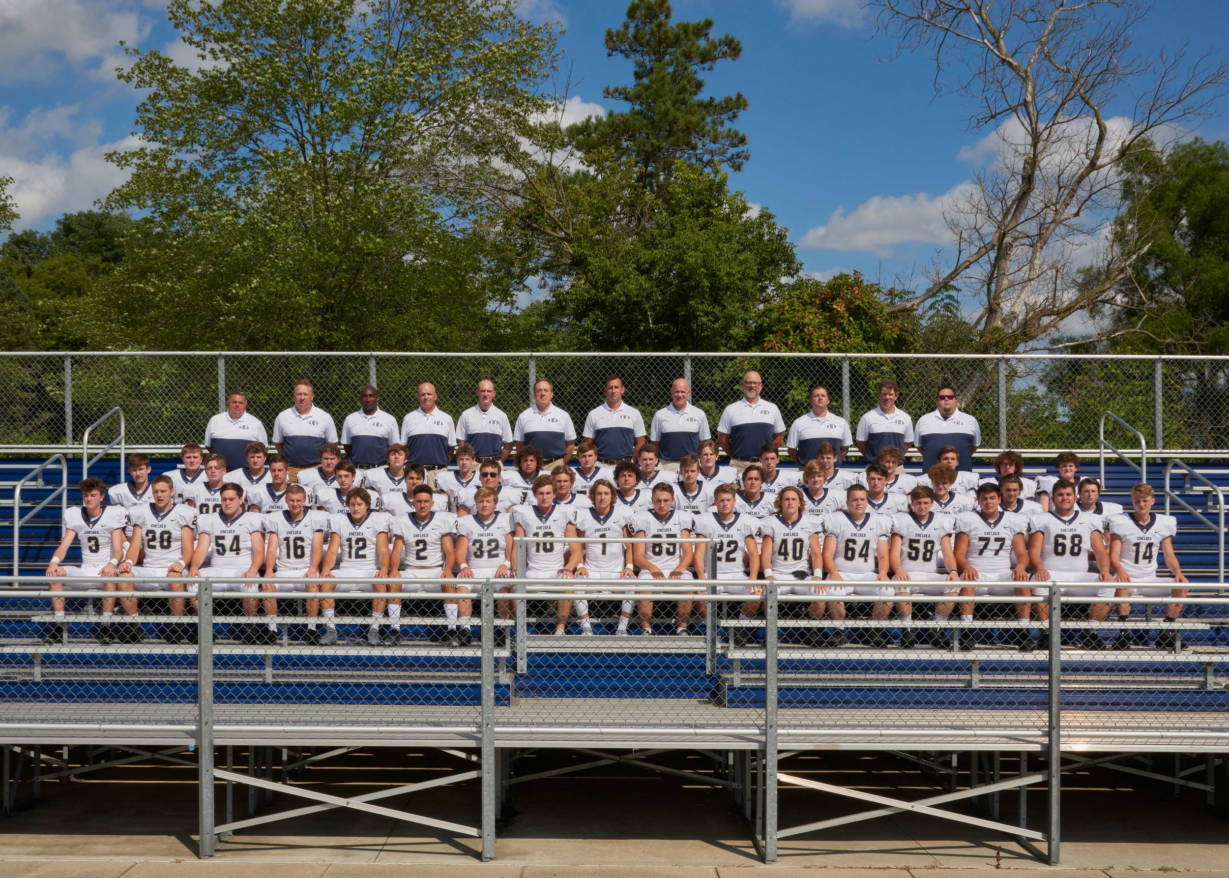 Corporate headshot photography, Senior portrait photography, Product ...