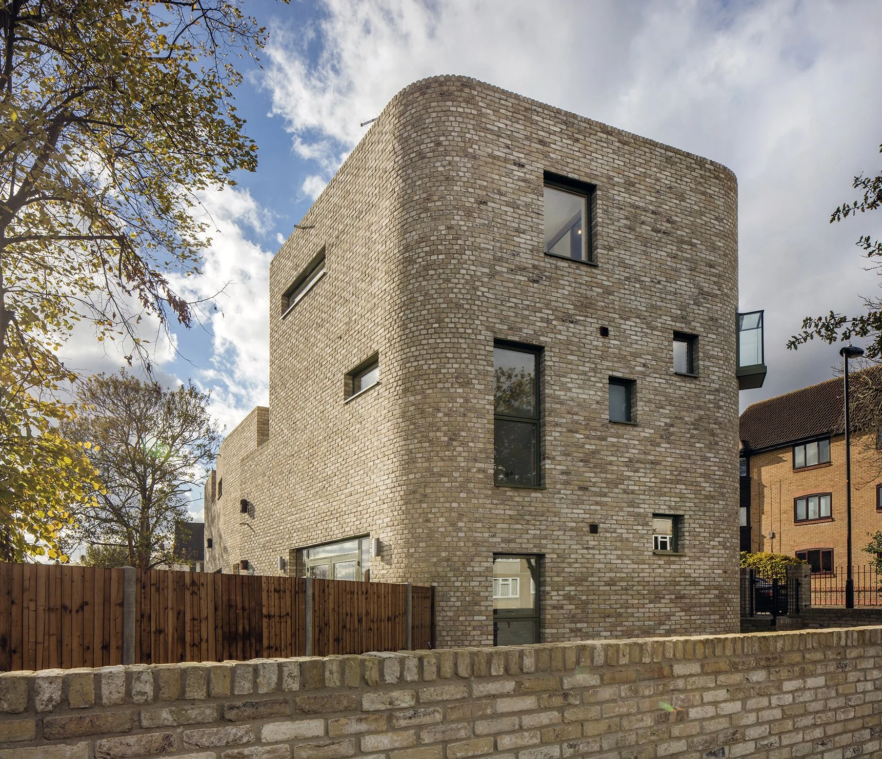 Perry Mead — Peter Barber Architects
