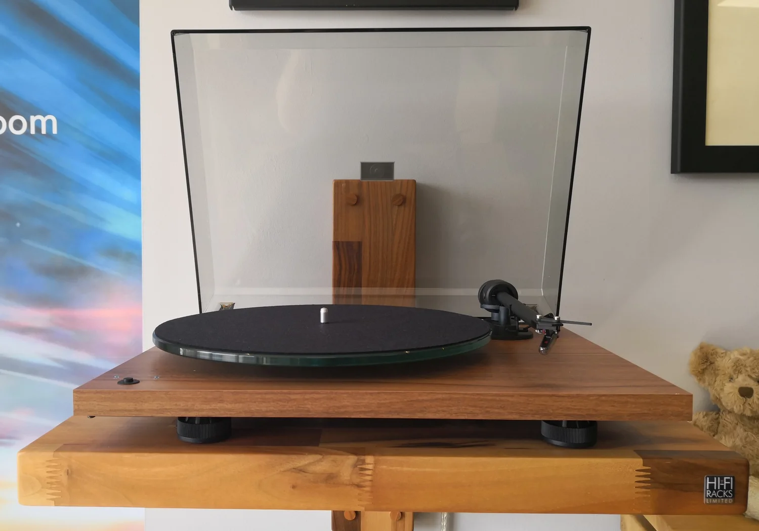 Two Cracking New Hi-Fi Products From Pro-Ject! The T1 Turntable And ...