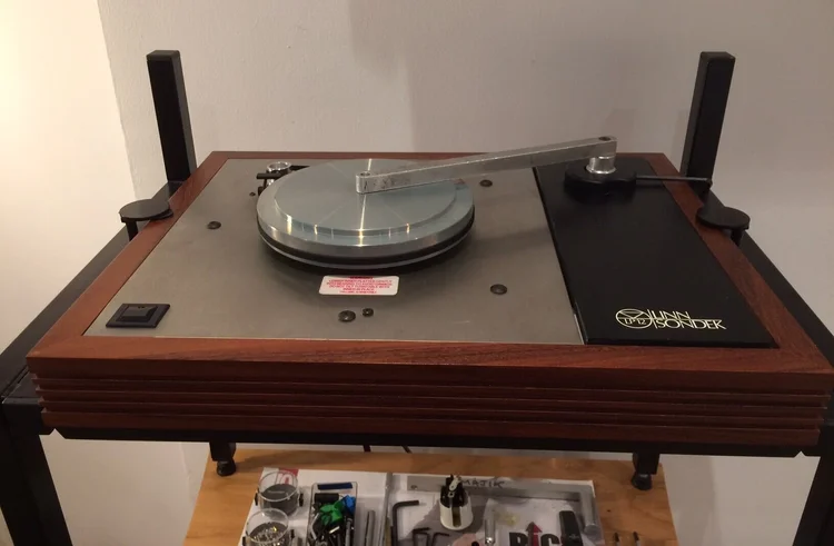 Servicing A Linn LP12 Turntable At Audio T Oxford — Audio T