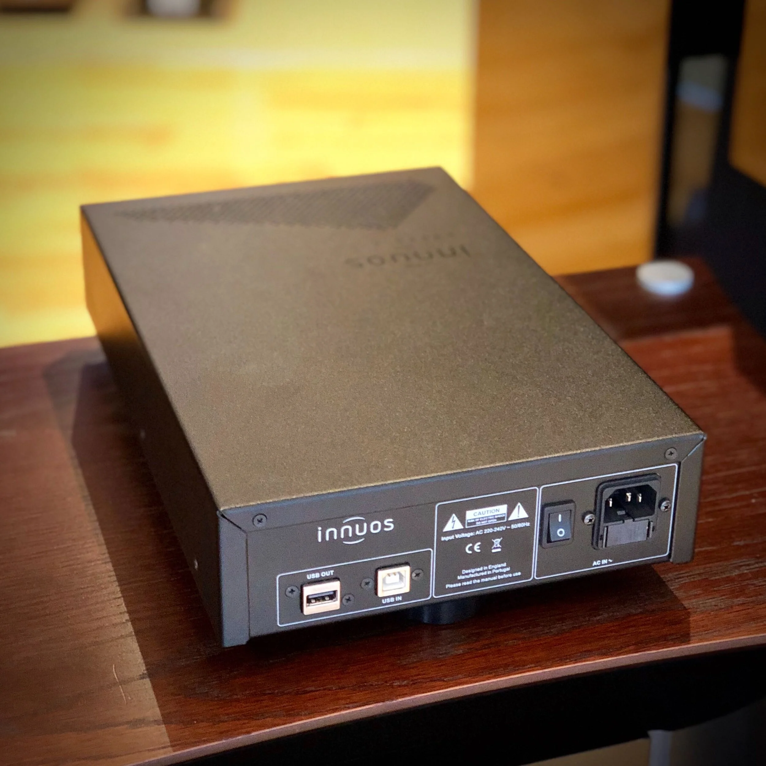 The Innuos Phoenix USB Reclocker Is it Set To Rise Or Remain in the ...