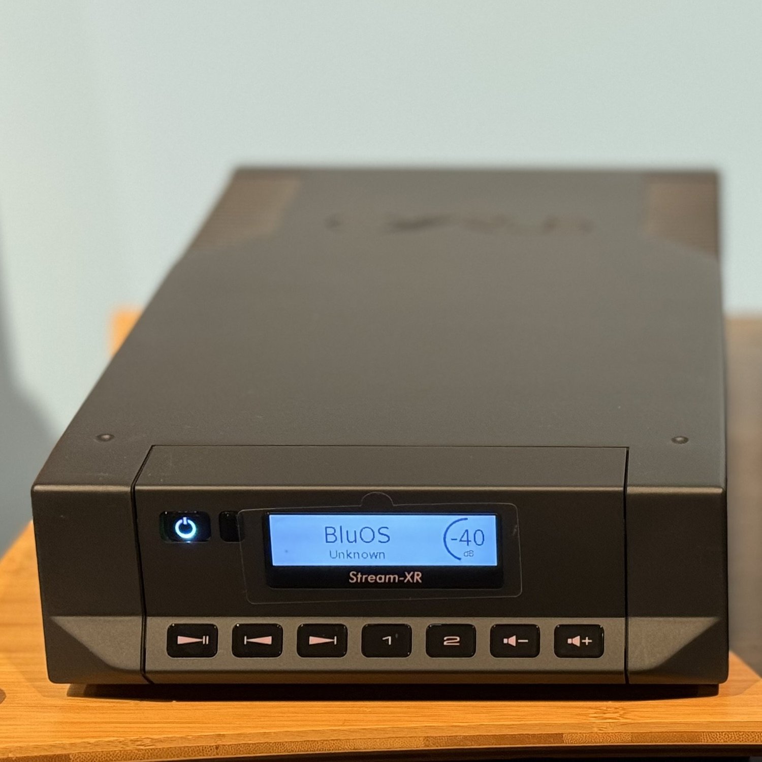 Cyrus Stream-XR streamer and Cyrus i9-XR amplifier - Bringing tears of ...