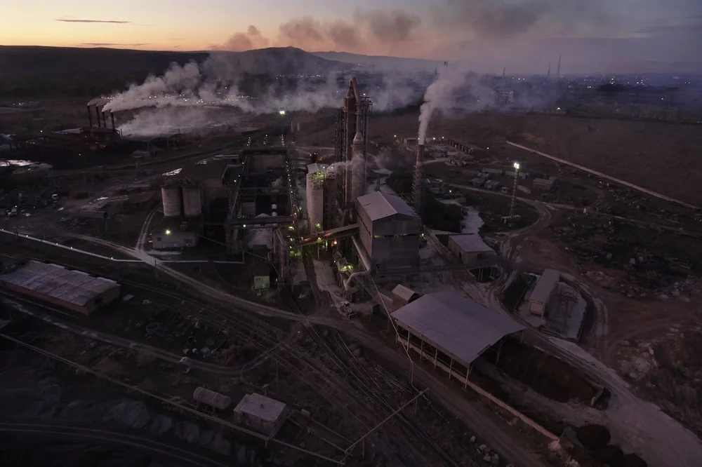 The Smoking Landscape of Rustavi — Mitchell Kanashkevich - Traditions ...