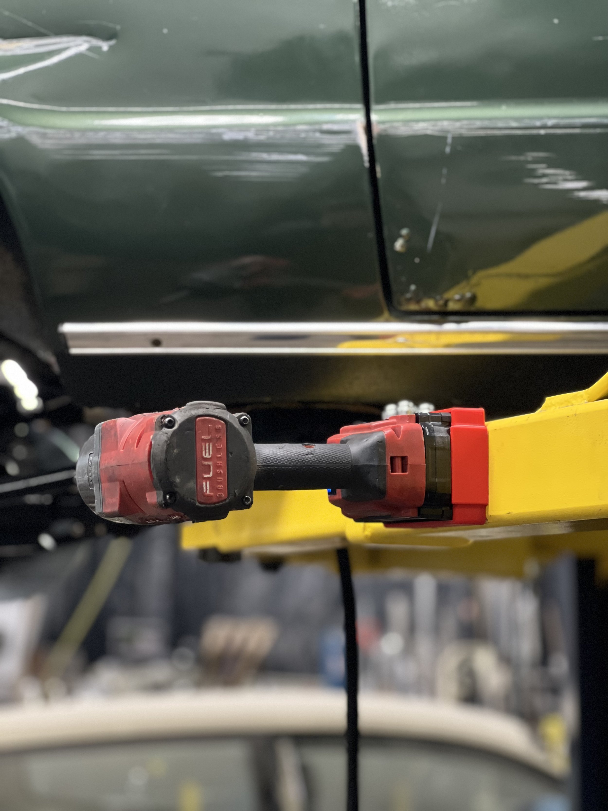 Milwaukee M18 XC 3/4/5/6.0ah Battery Magnetic Cover — STS Auto Design